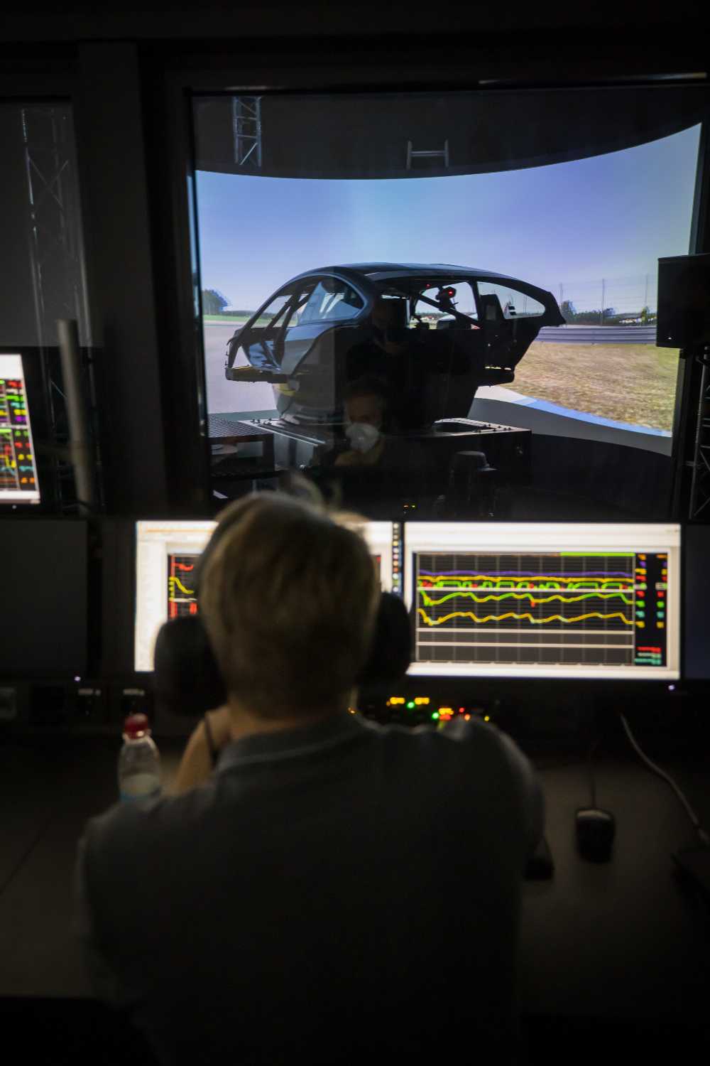 Bob-Weltmeister Johannes Lochner und Francesco Friedrich im BMW ...