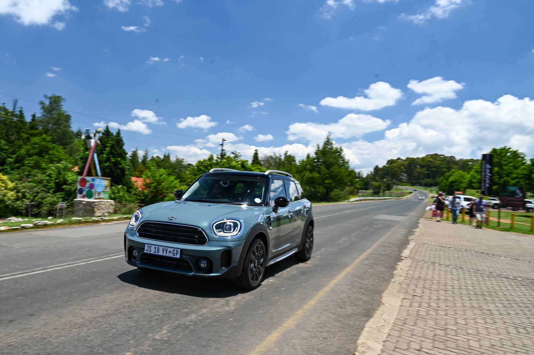 The new MINI Countryman on location (11/2020)