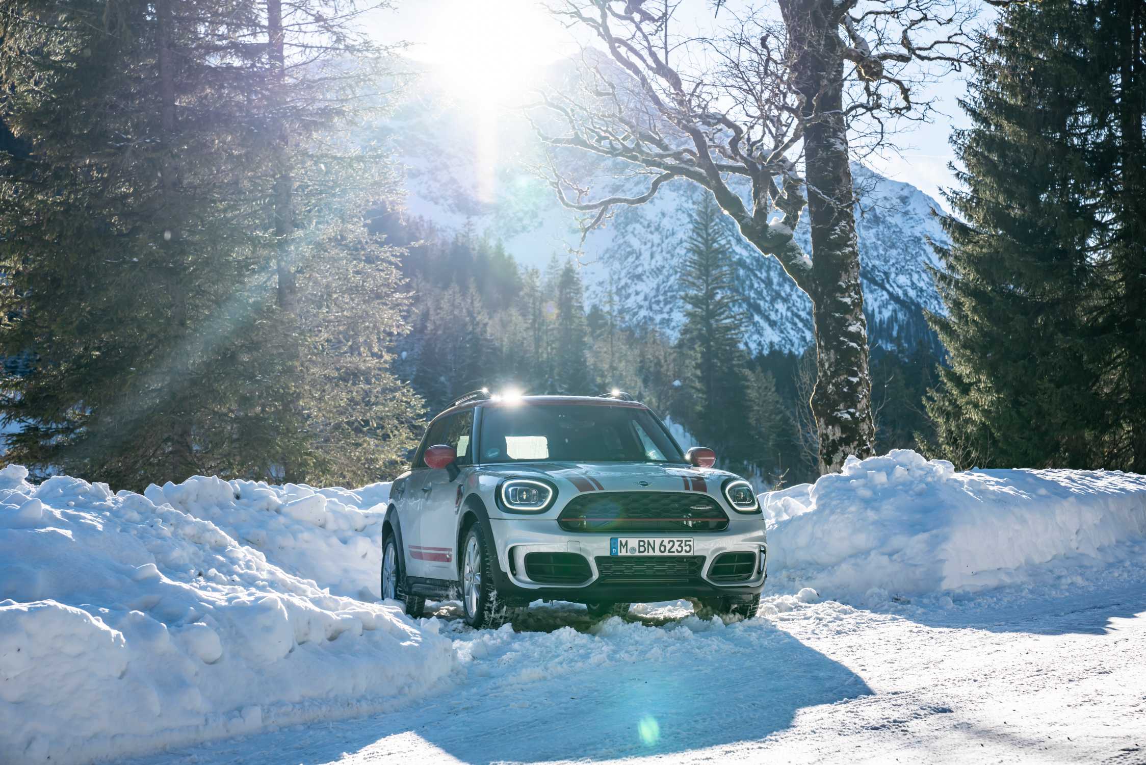The MINI John Cooper Works Countryman ALL4 (01/2022)