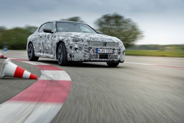 On the final straight to unique driving dynamics: The new BMW 2 Series ...