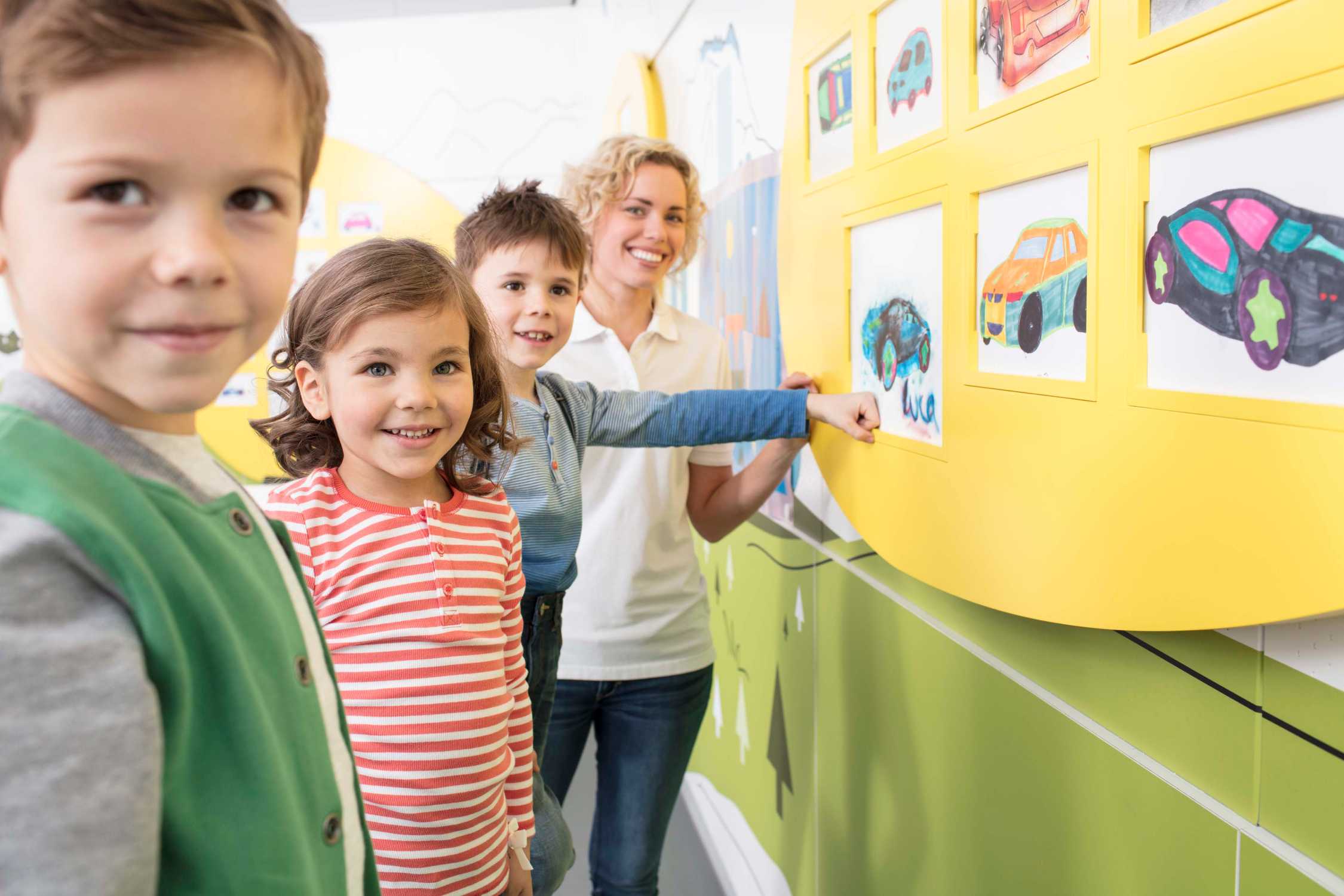 Das BMW Group Junior Programm bietet in den Sommerferien vielfältige ...