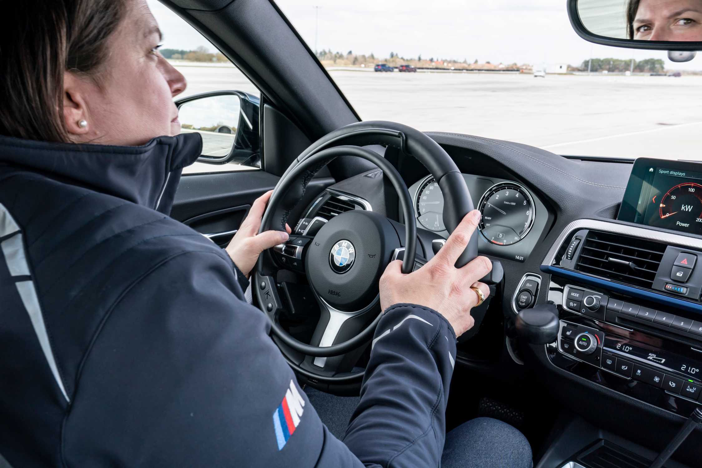 Driving Experience for people with disabilities (05/2021)