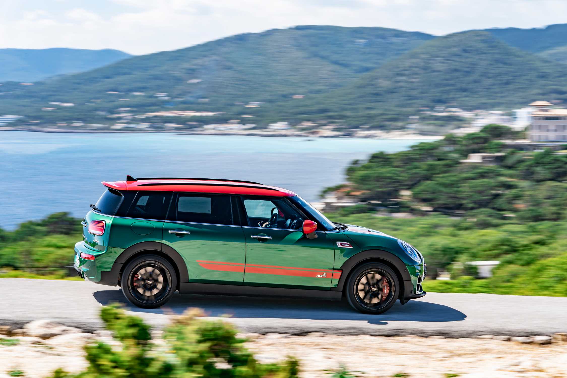 The MINI John Cooper Works Clubman ALL4 (06/2021)