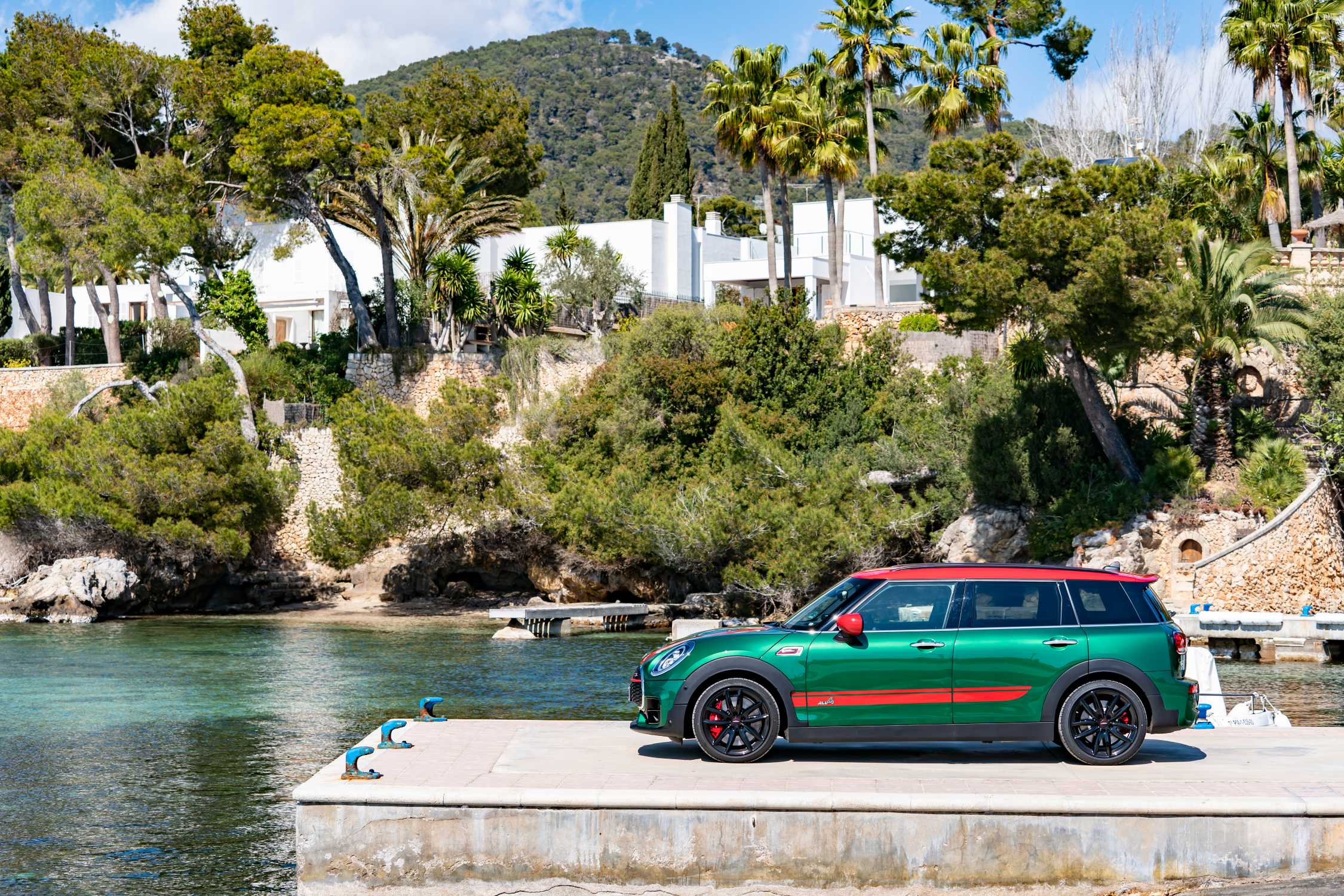 The MINI John Cooper Works Clubman ALL4 (06/2021)