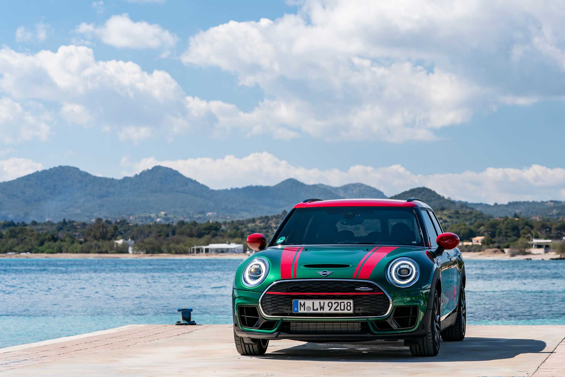 The MINI John Cooper Works Clubman ALL4 (06/2021)