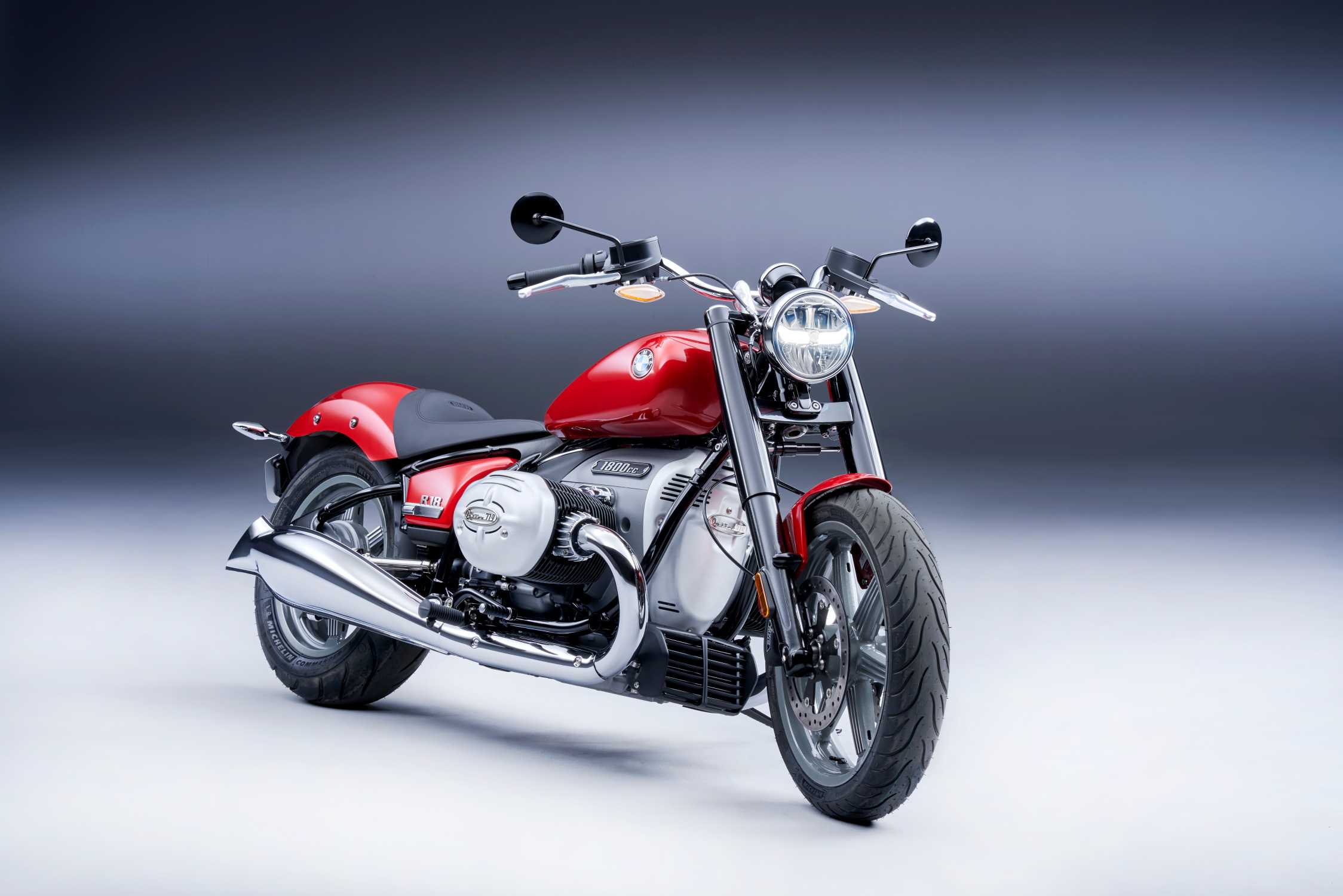 BMW R 18 in Mars Red metallic. (07/2021)