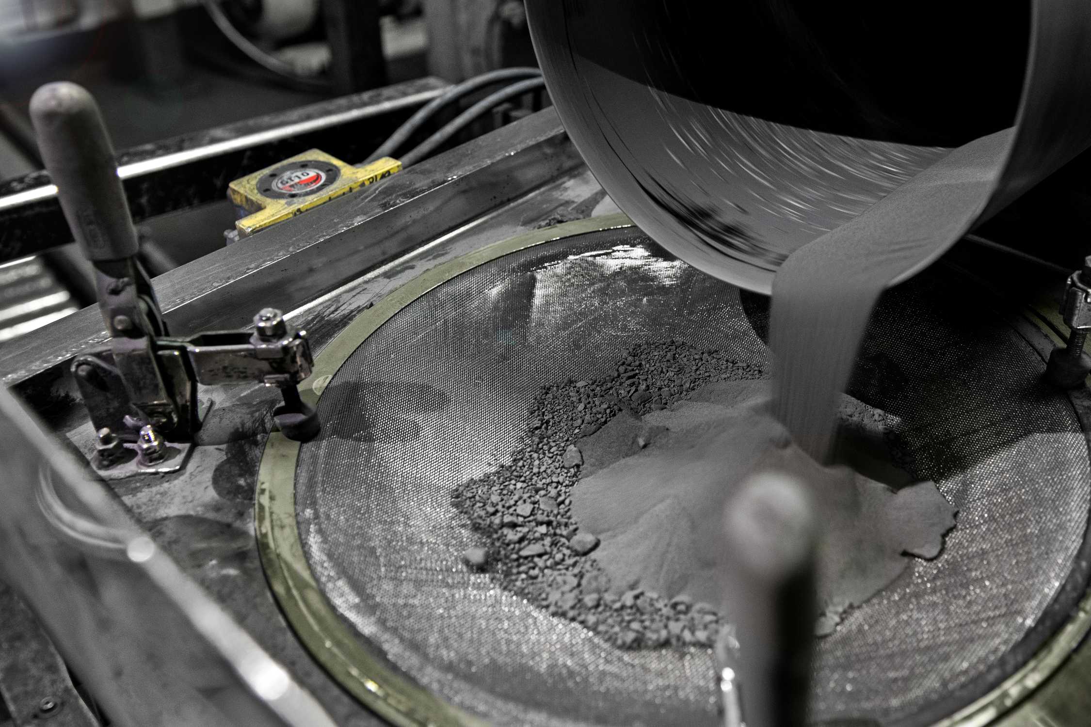 The BMW Group creates a closed-loop material cycle for tungsten ...