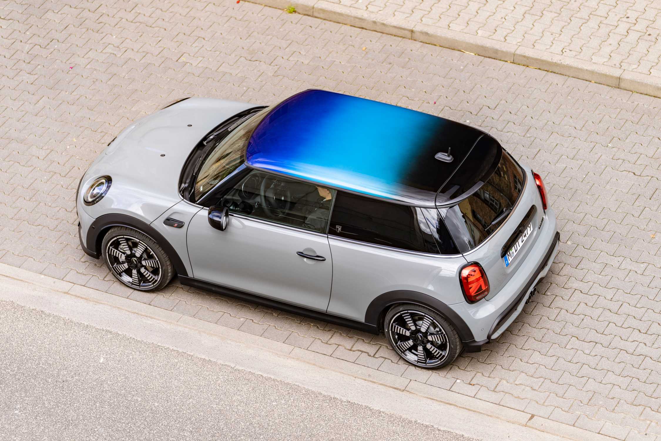 The MINI 3-door (06/2021)
