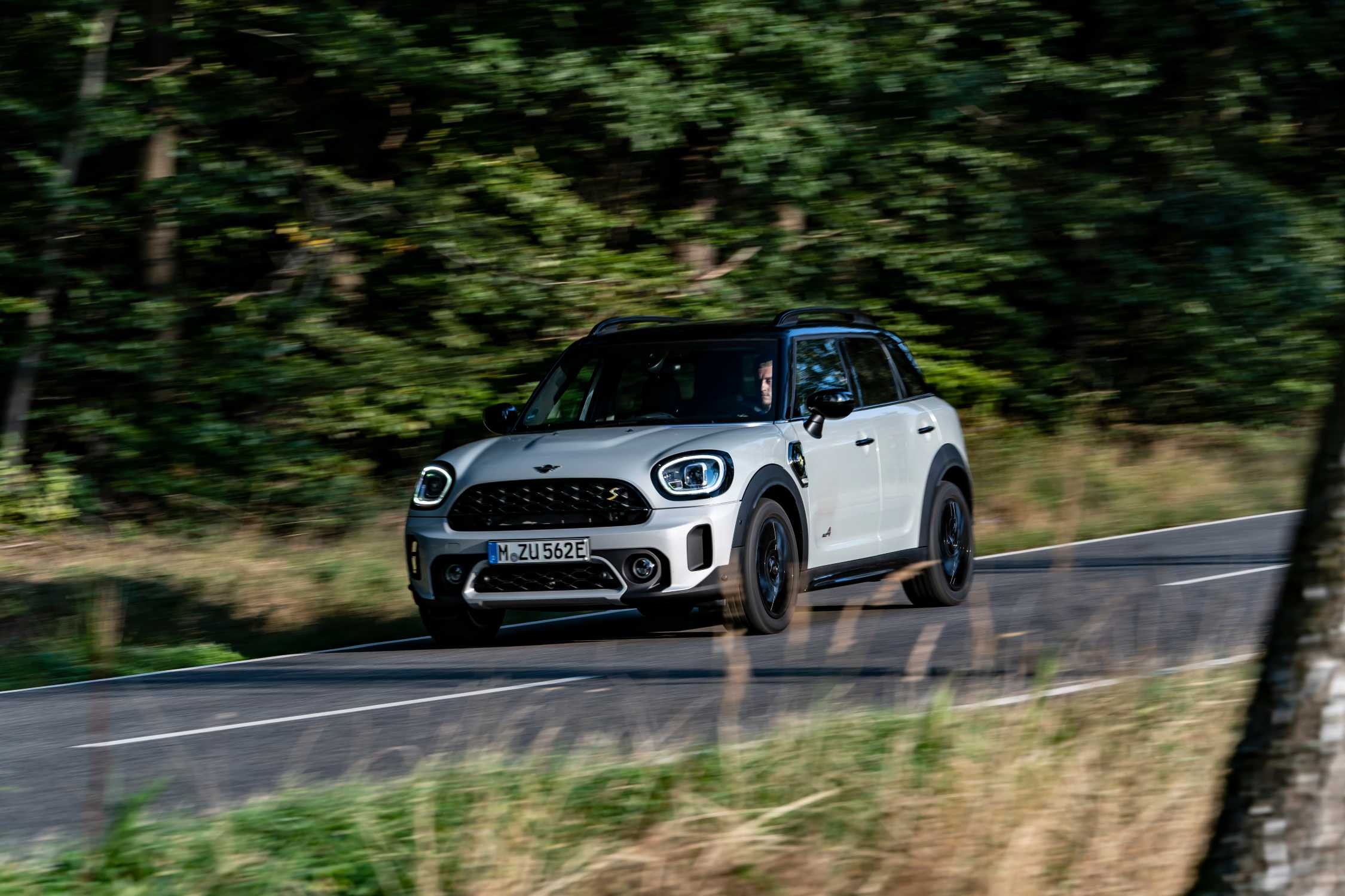 The MINI Cooper SE Countryman ALL4 (07/2021)