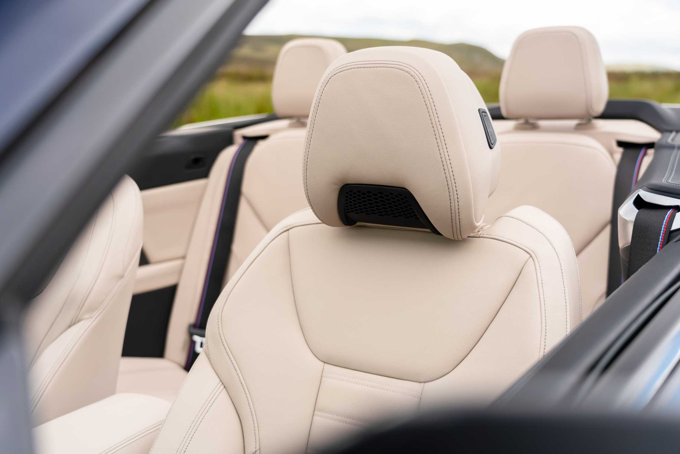 The new BMW M440i Convertible