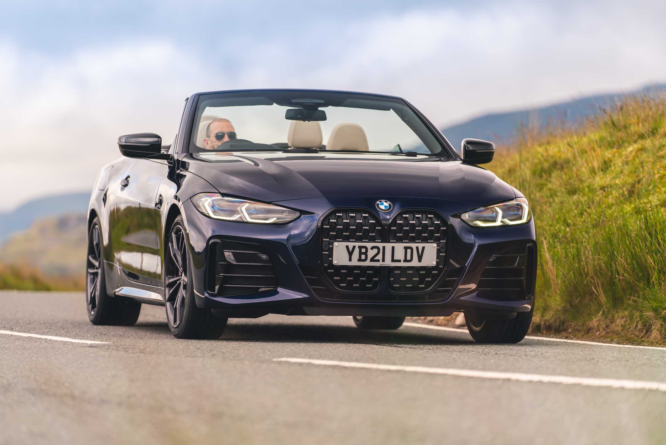 The new BMW M440i Convertible