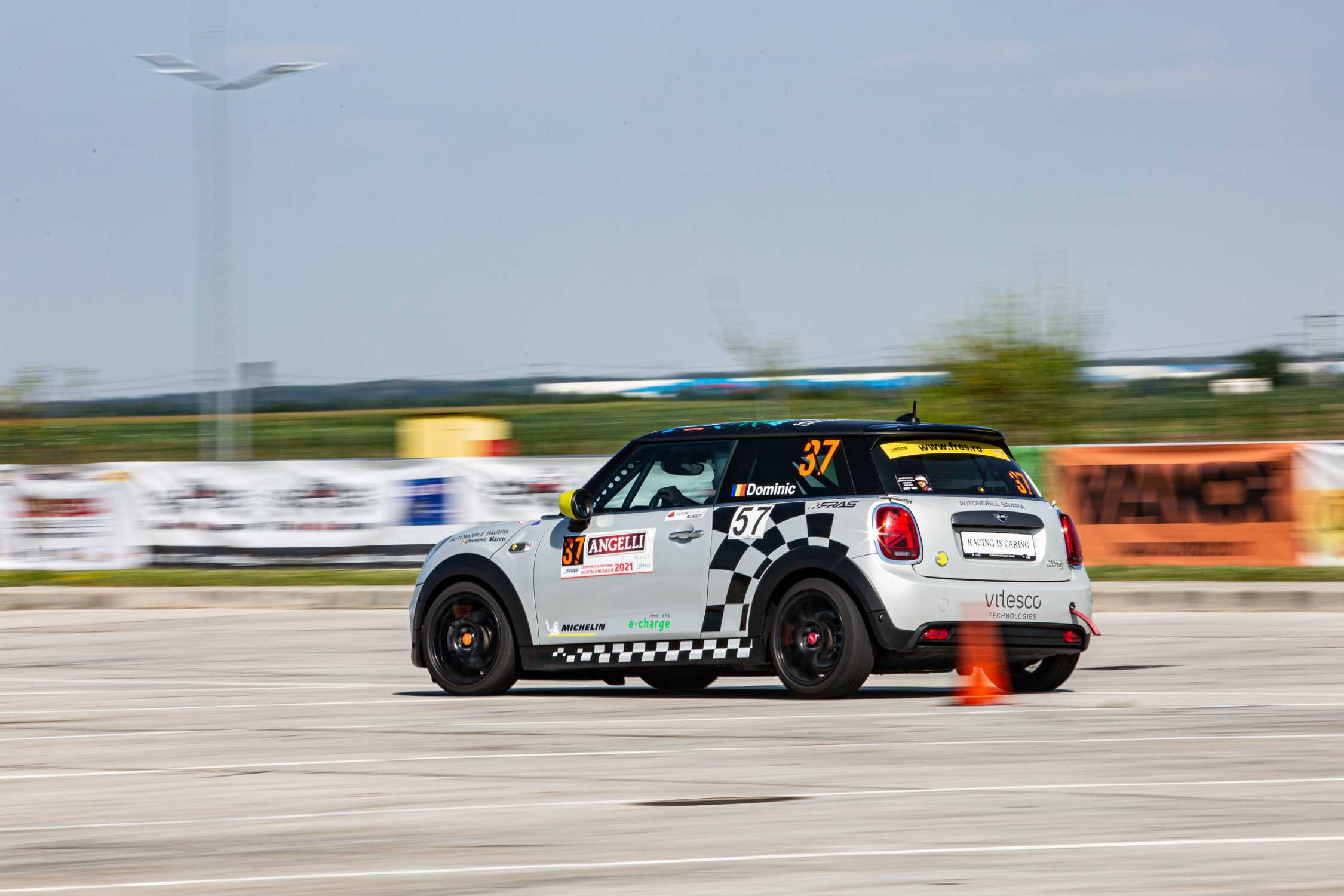 Vitesco Technologies MINI Electric Racing, Romanian Super Slalom 4th ...