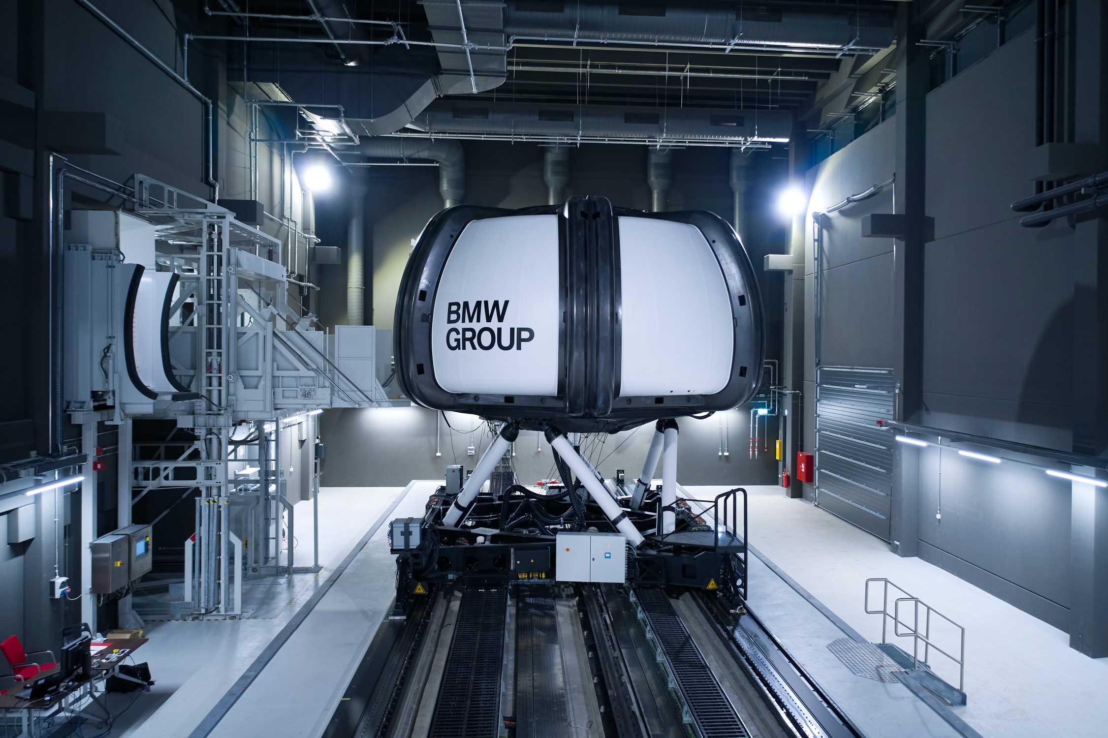 Around 23 tons of moving mass and highly dynamic longitudinal and ...