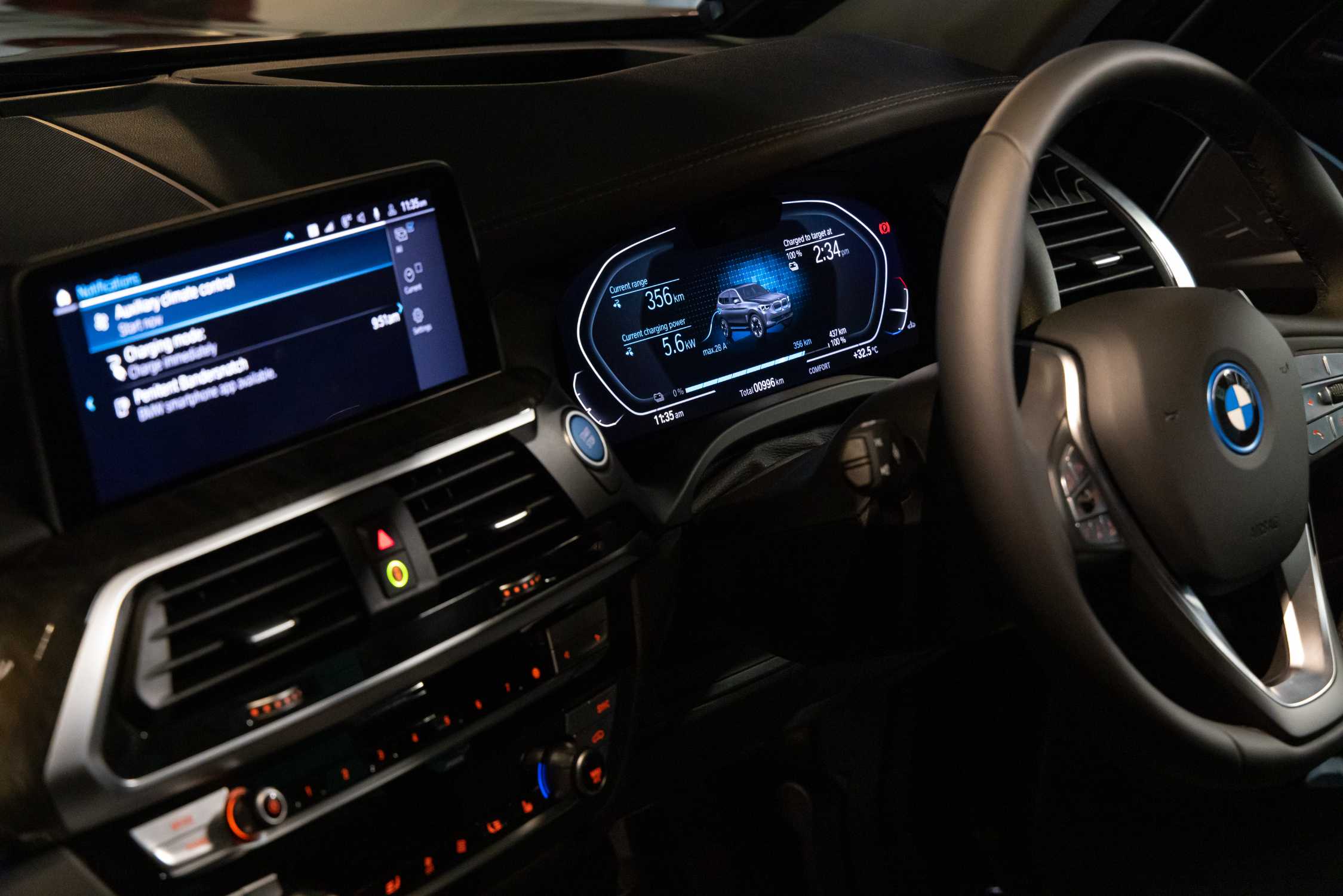 The first-ever BMW iX3 in Singapore - interior (08/2021)