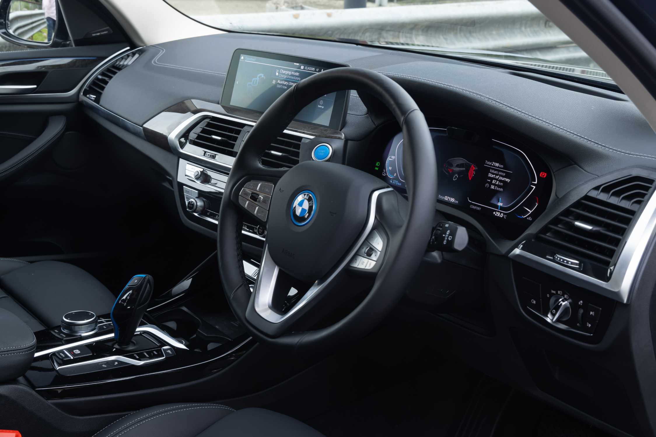 The first-ever BMW iX3 in Singapore - interior (08/2021)