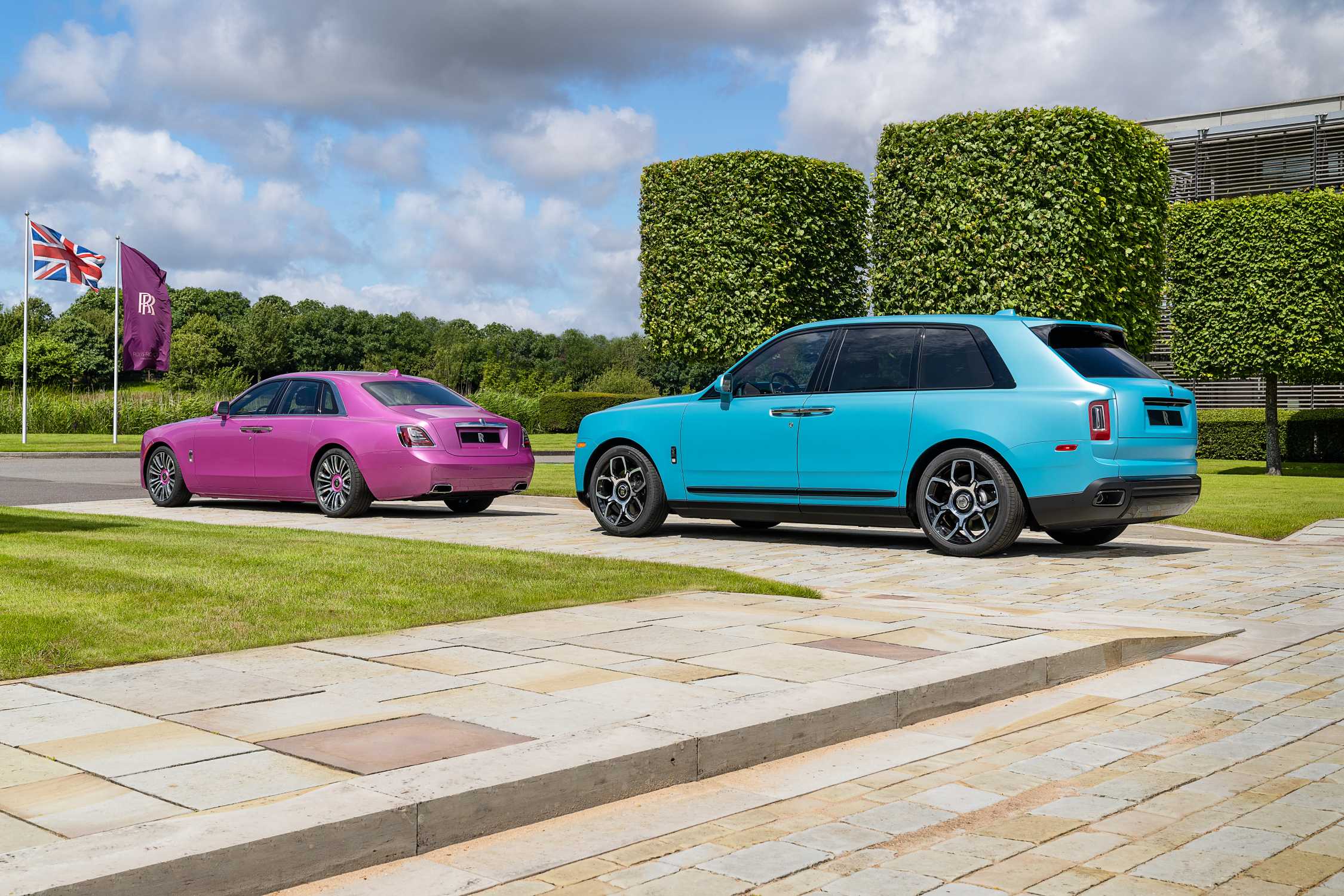ROLLS-ROYCE MOTOR CARS CELEBRATES THE RETURN OF MONTEREY CAR WEEK WITH ...