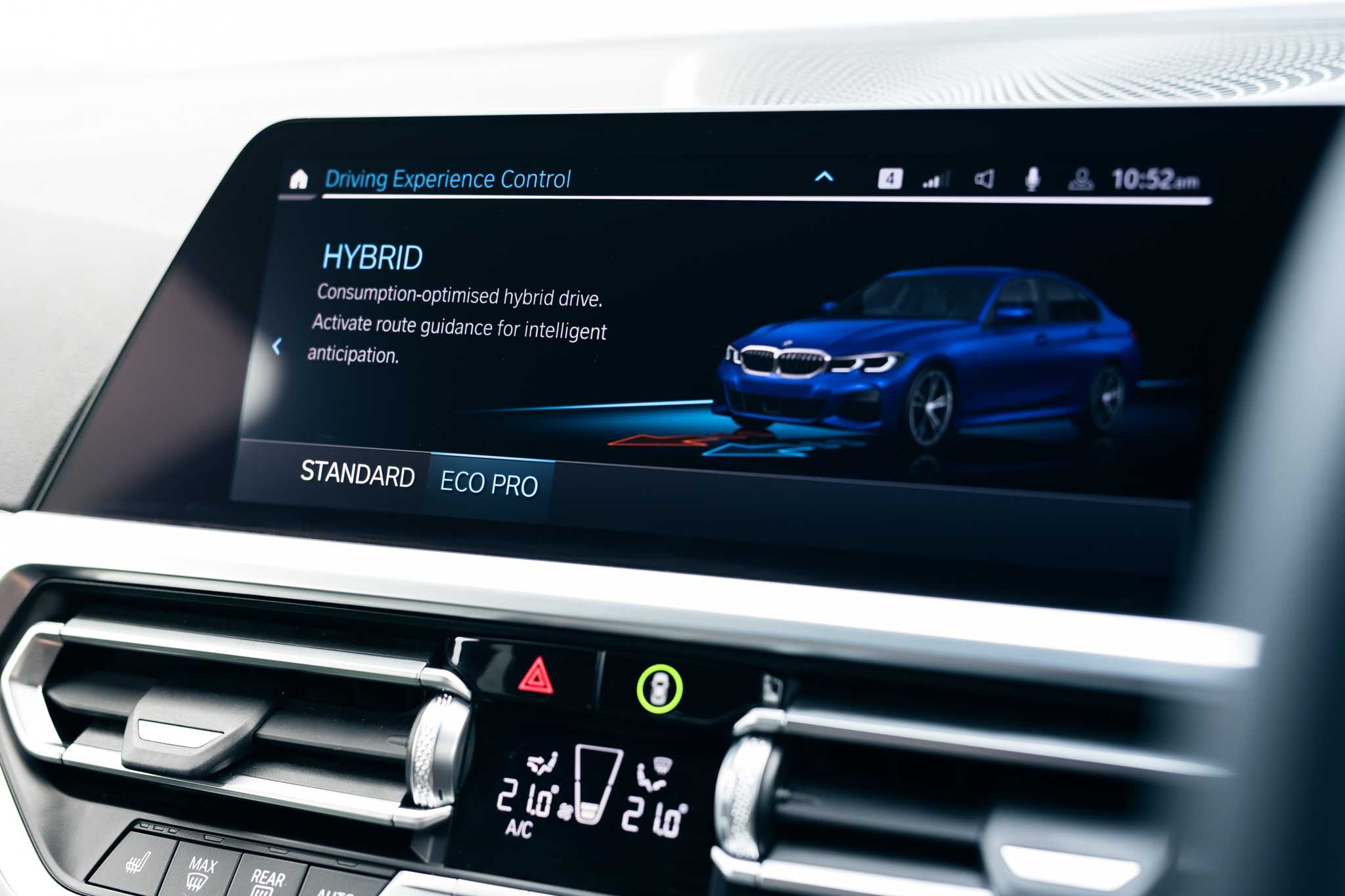 BMW launches its world-first eDrive Zone technology in Ireland (09/2021)