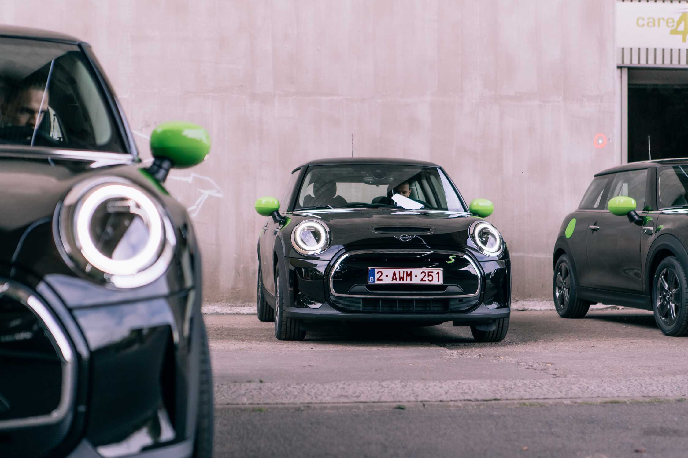 Largest delivery of electric MINIs in Europe (09/2021)