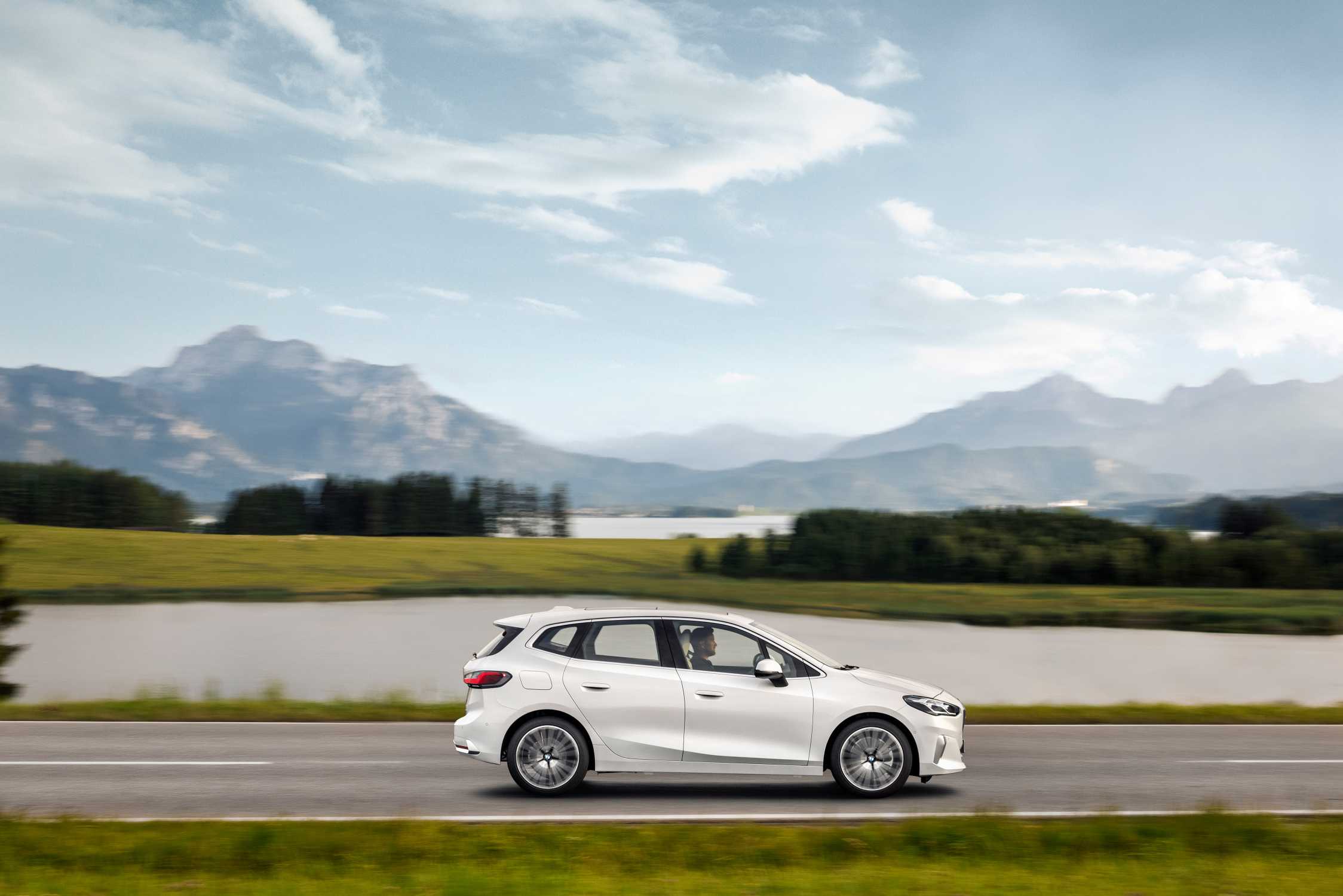 Der neue BMW 223i Active Tourer (10/2021).