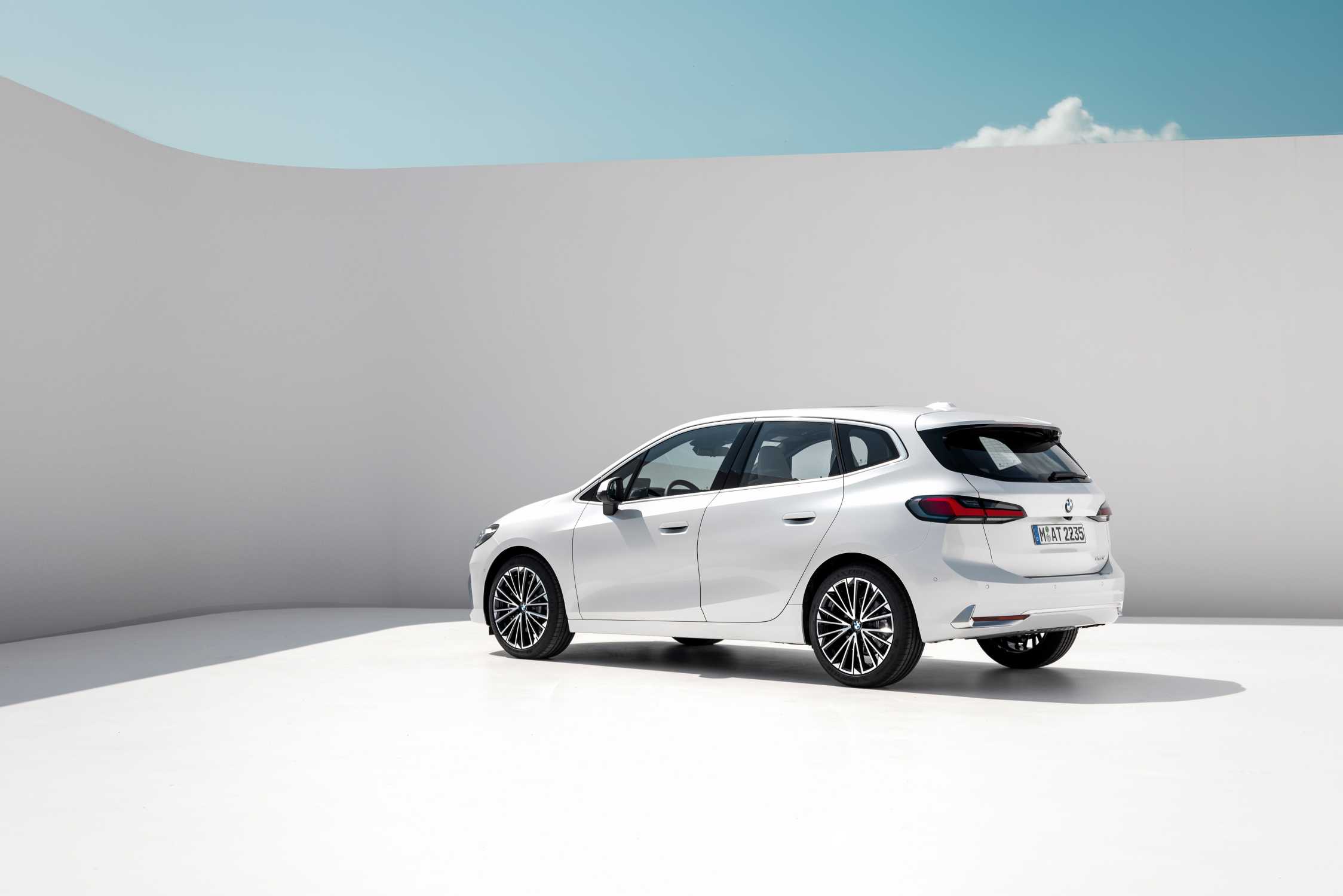 Der neue BMW 223i Active Tourer (10/2021).