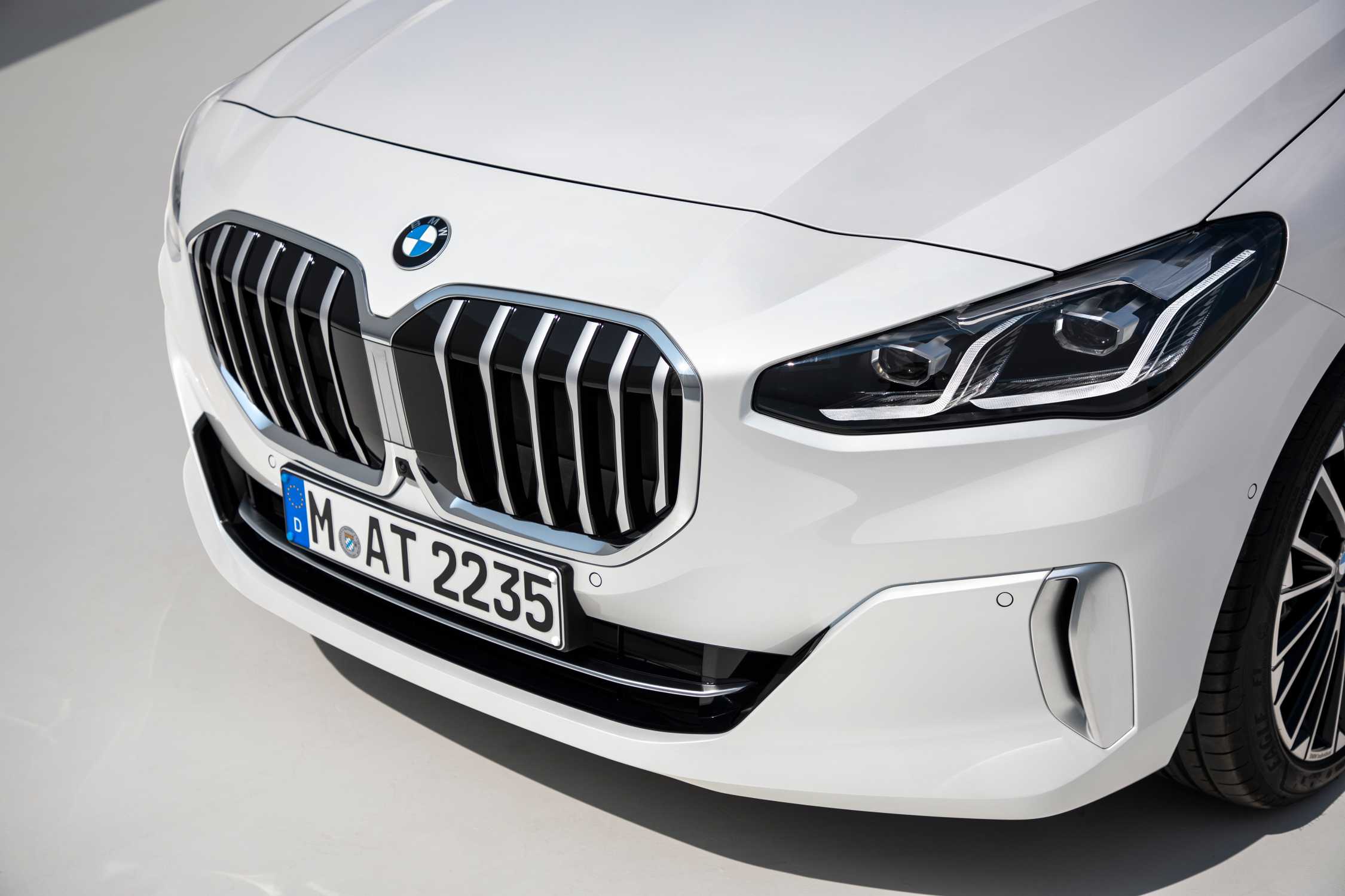 Der neue BMW 223i Active Tourer (10/2021).