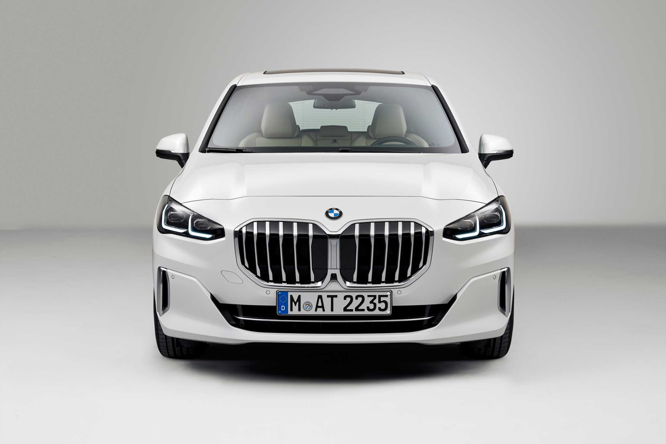 Der neue BMW 223i Active Tourer (10/2021).