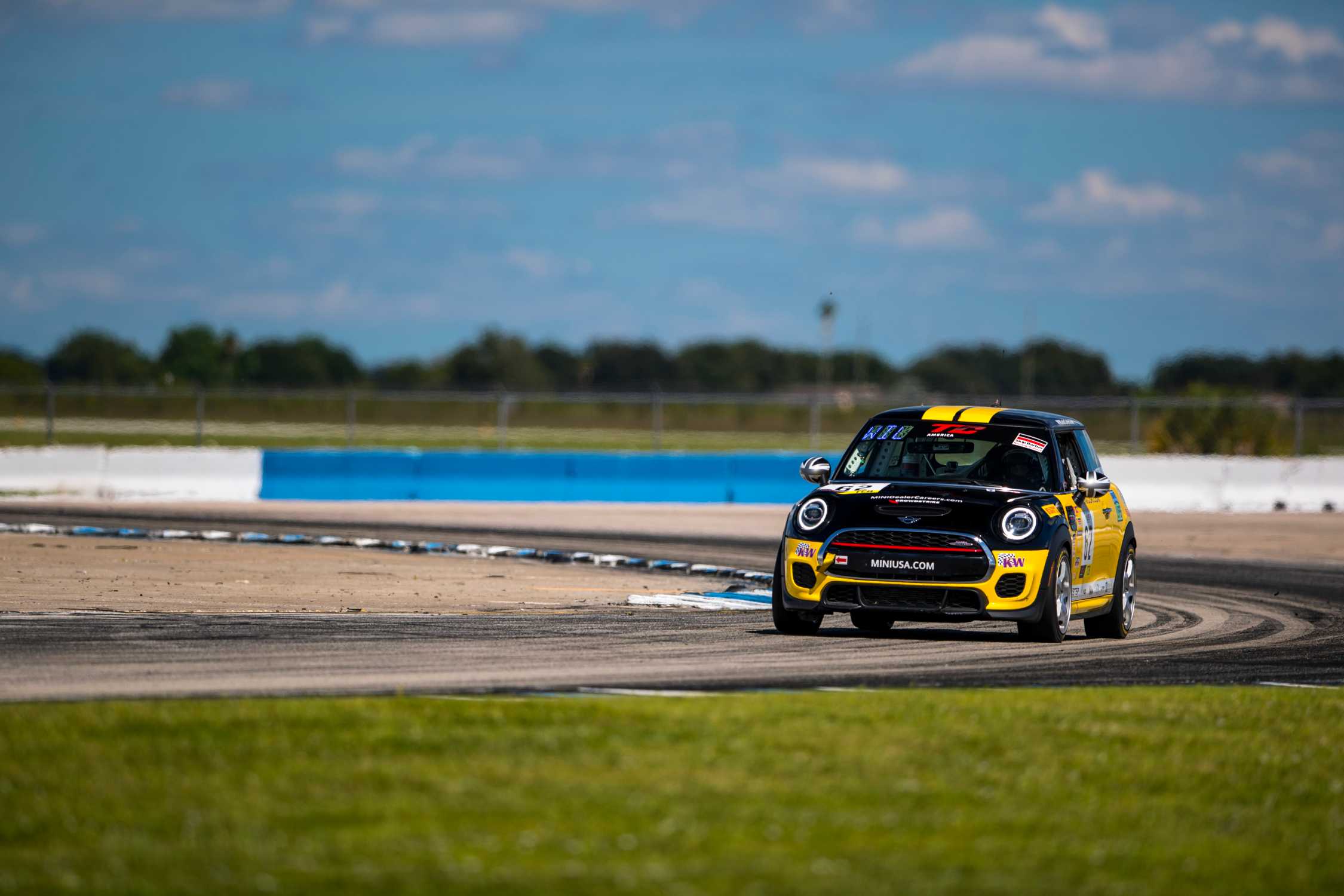 MINI MOTORSPORTS HERITAGE SHOWS UNDERDOG SPIRIT AND DOMINANCE OVER BUSY ...