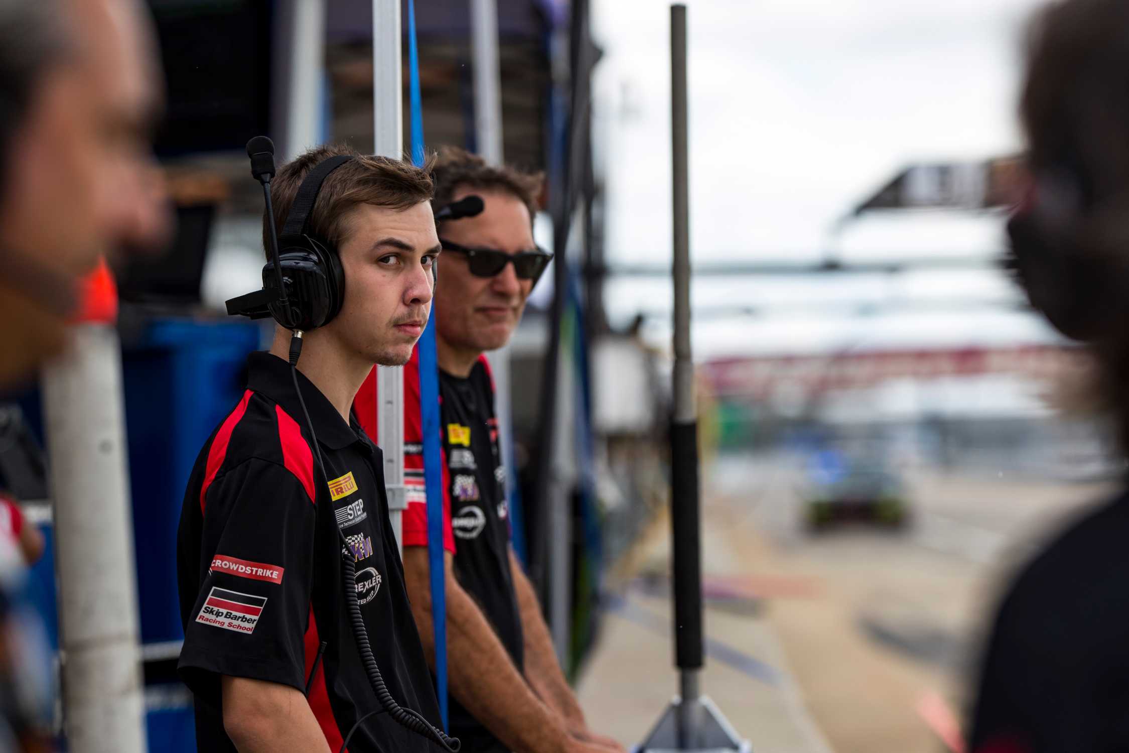 MINI MOTORSPORTS HERITAGE SHOWS UNDERDOG SPIRIT AND DOMINANCE OVER BUSY ...