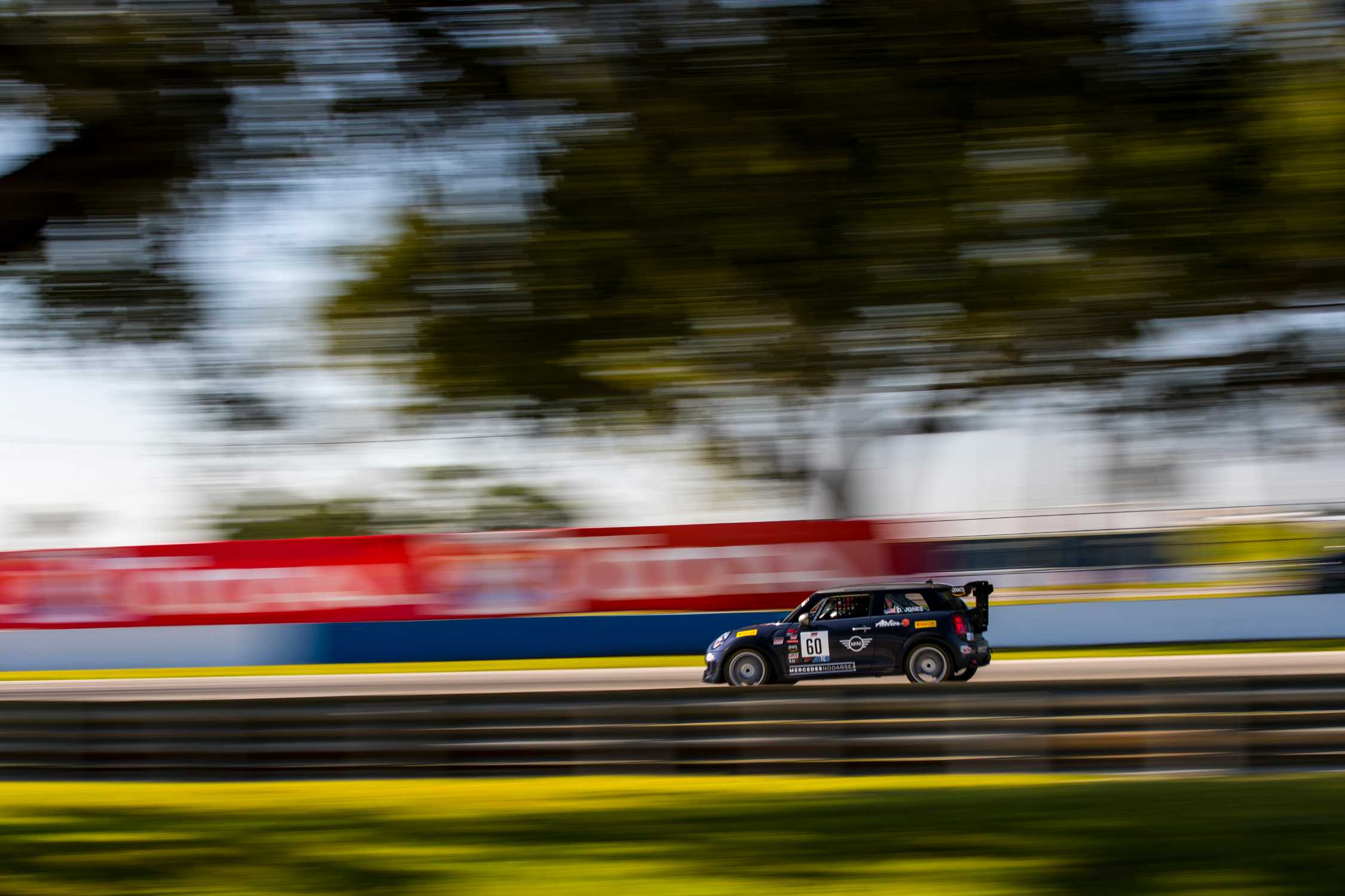 MINI MOTORSPORTS HERITAGE SHOWS UNDERDOG SPIRIT AND DOMINANCE OVER BUSY ...