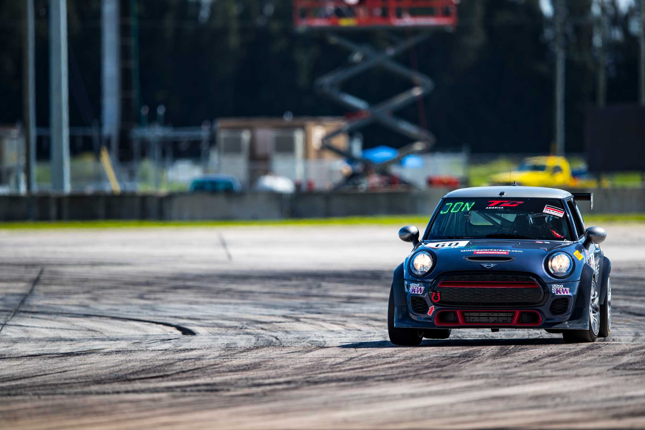 MINI MOTORSPORTS HERITAGE SHOWS UNDERDOG SPIRIT AND DOMINANCE OVER BUSY ...