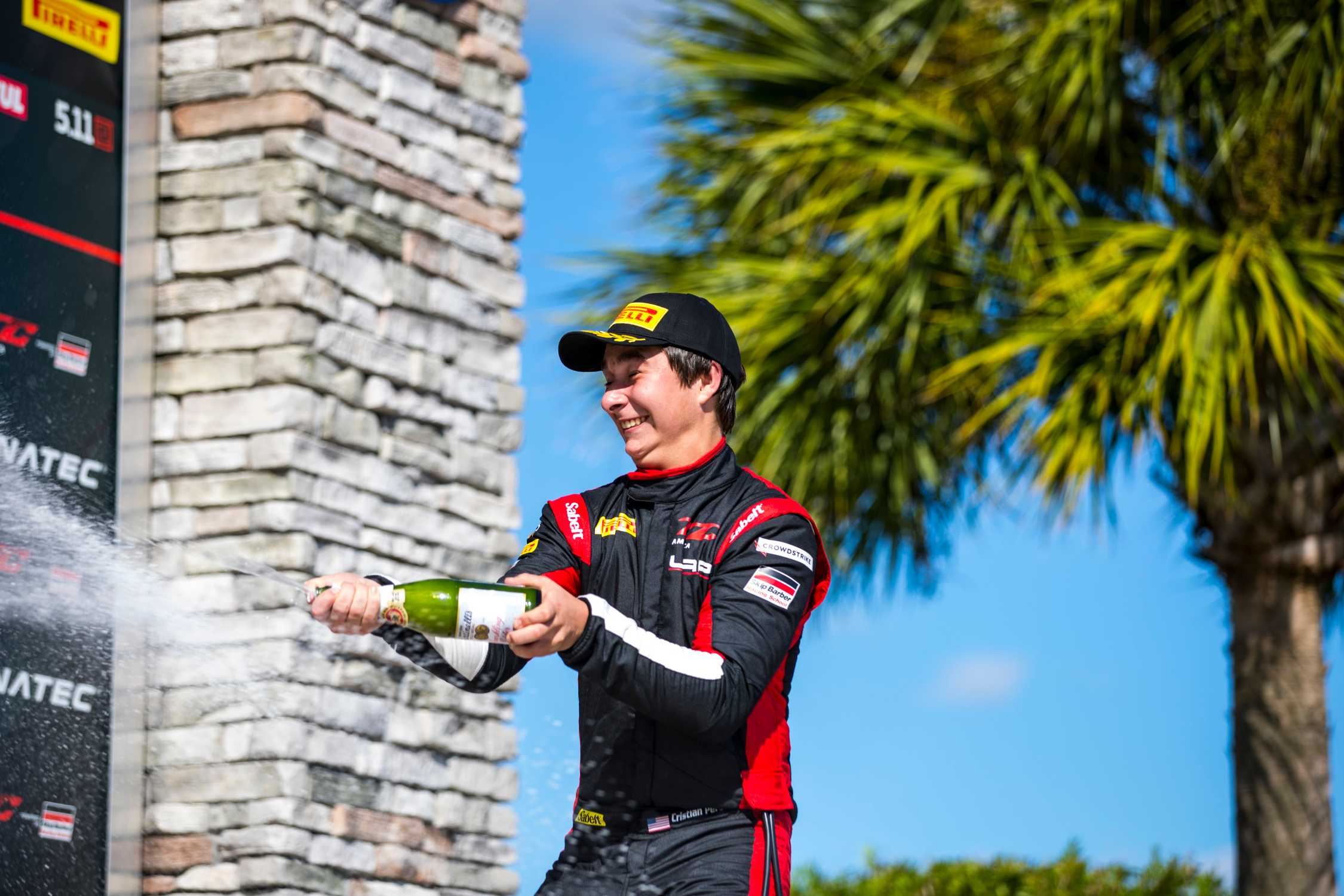 MINI MOTORSPORTS HERITAGE SHOWS UNDERDOG SPIRIT AND DOMINANCE OVER BUSY ...