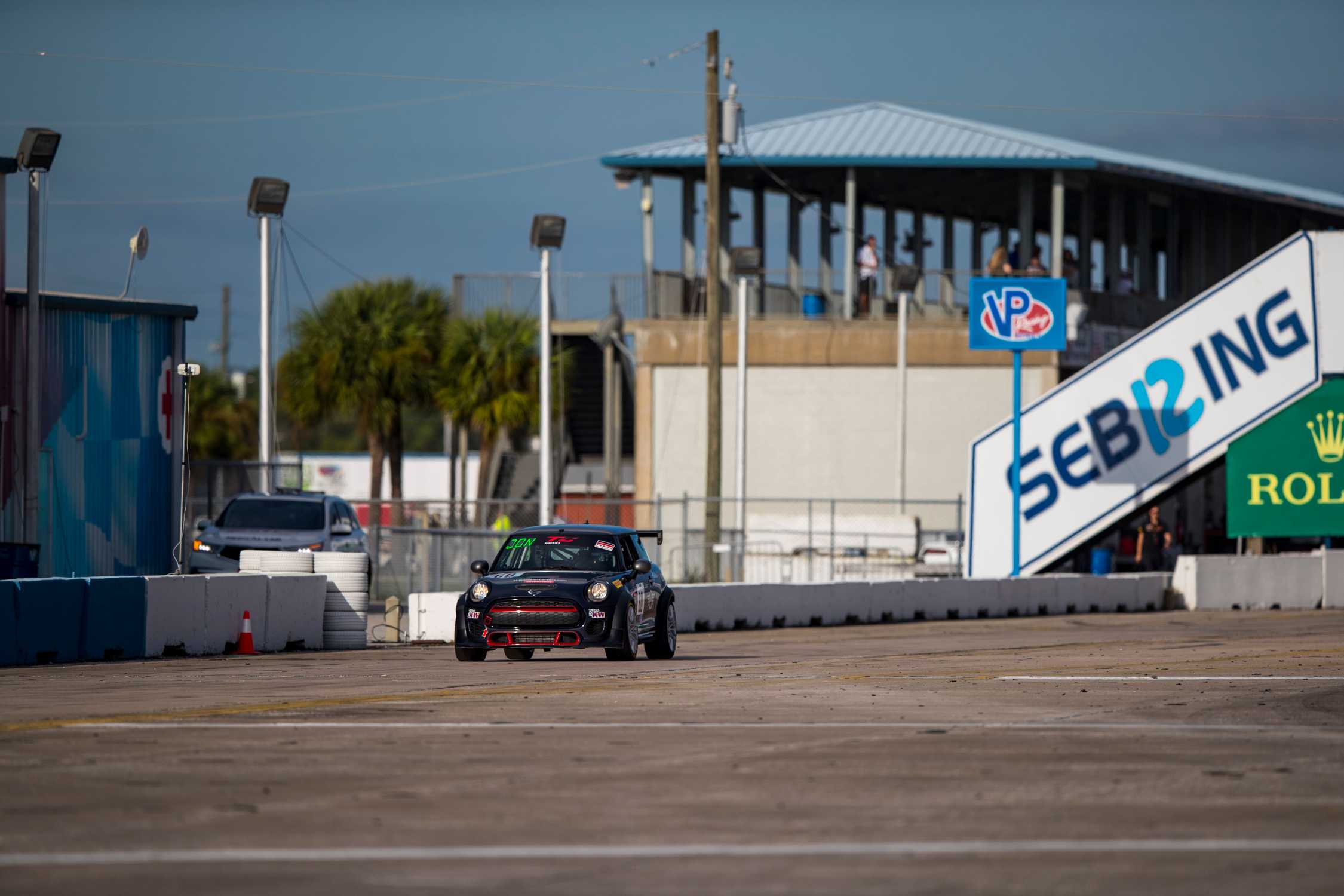 MINI MOTORSPORTS HERITAGE SHOWS UNDERDOG SPIRIT AND DOMINANCE OVER BUSY ...