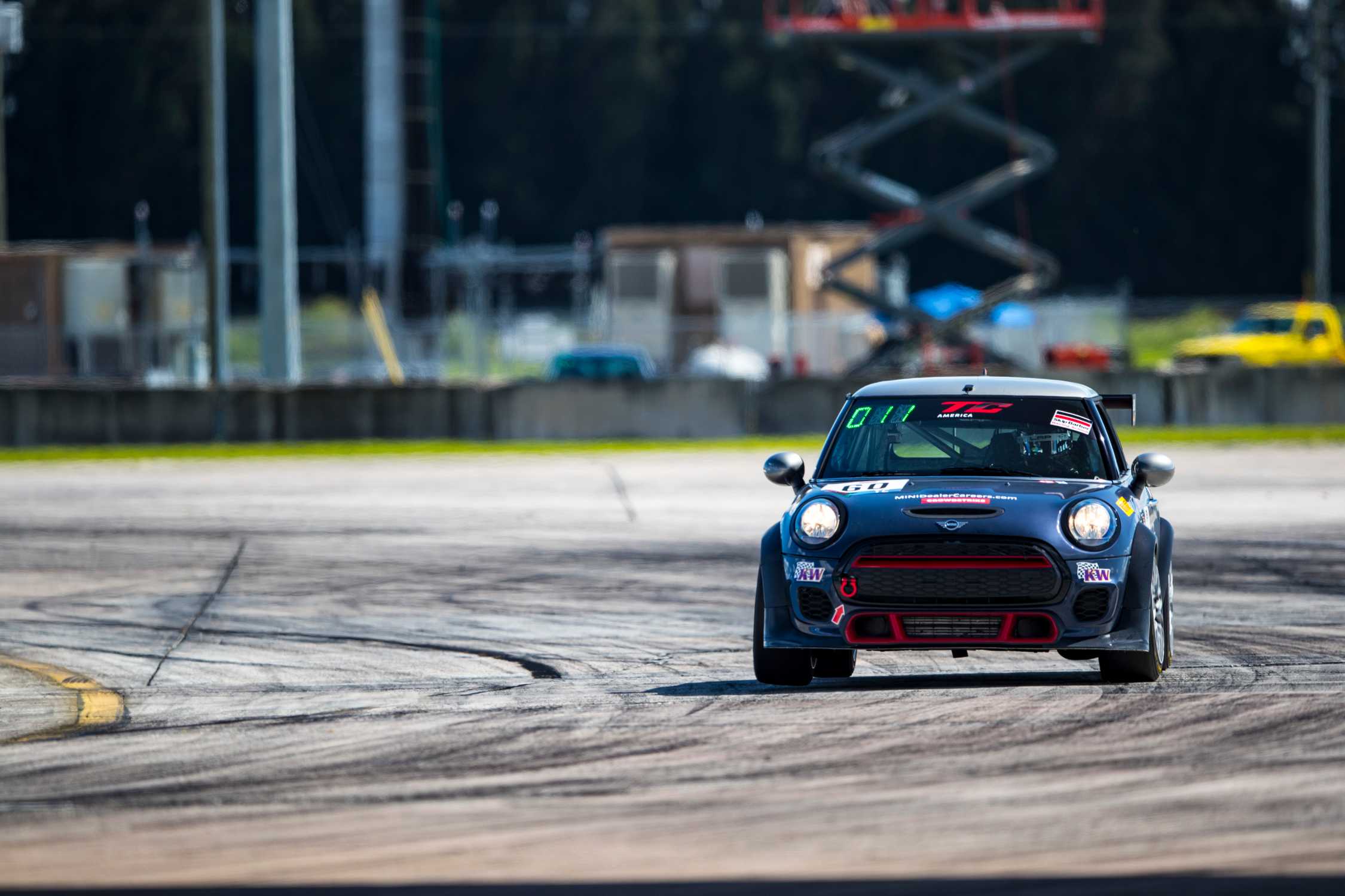 MINI MOTORSPORTS HERITAGE SHOWS UNDERDOG SPIRIT AND DOMINANCE OVER BUSY ...