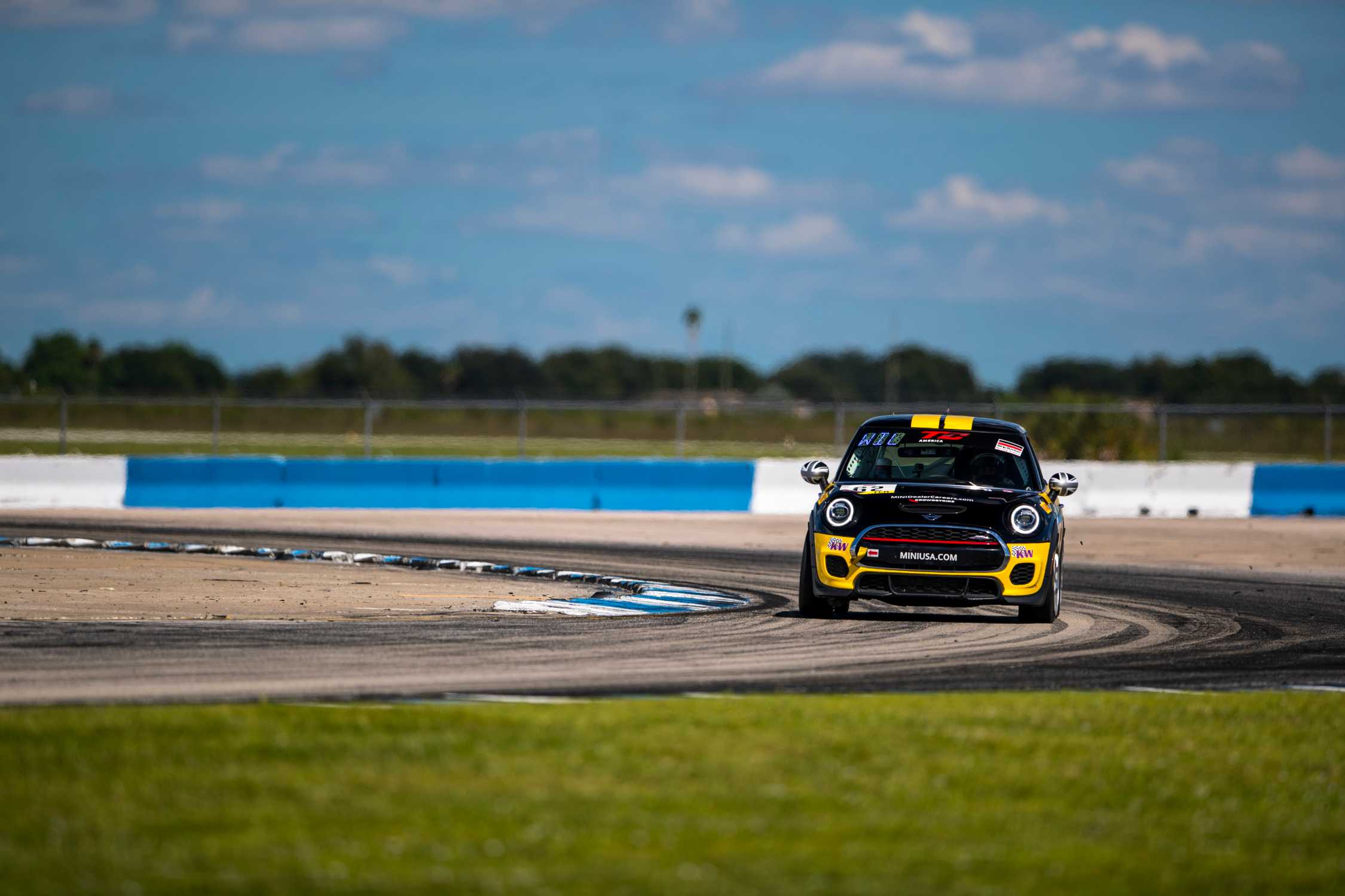 MINI MOTORSPORTS HERITAGE SHOWS UNDERDOG SPIRIT AND DOMINANCE OVER BUSY ...