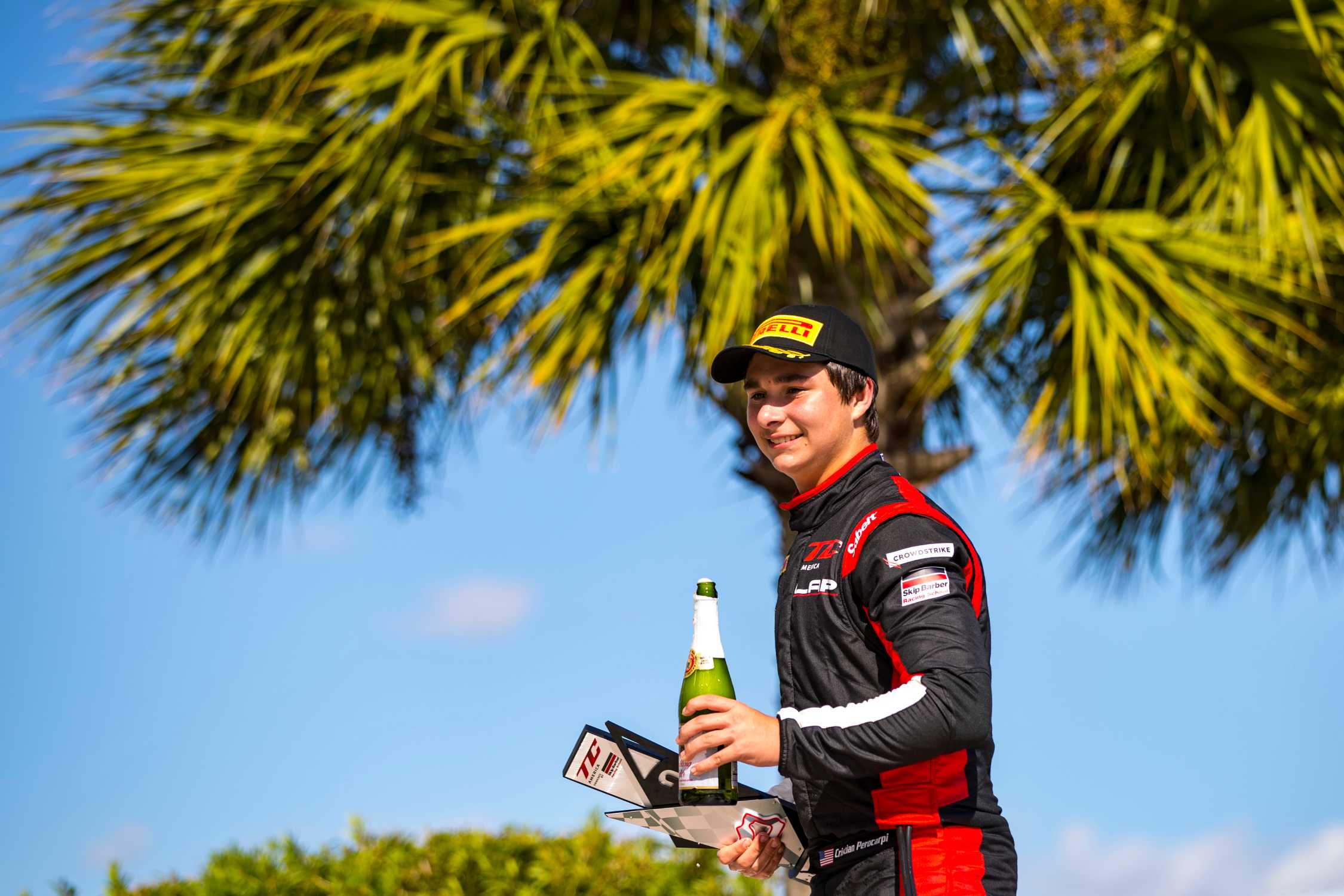 MINI MOTORSPORTS HERITAGE SHOWS UNDERDOG SPIRIT AND DOMINANCE OVER BUSY ...