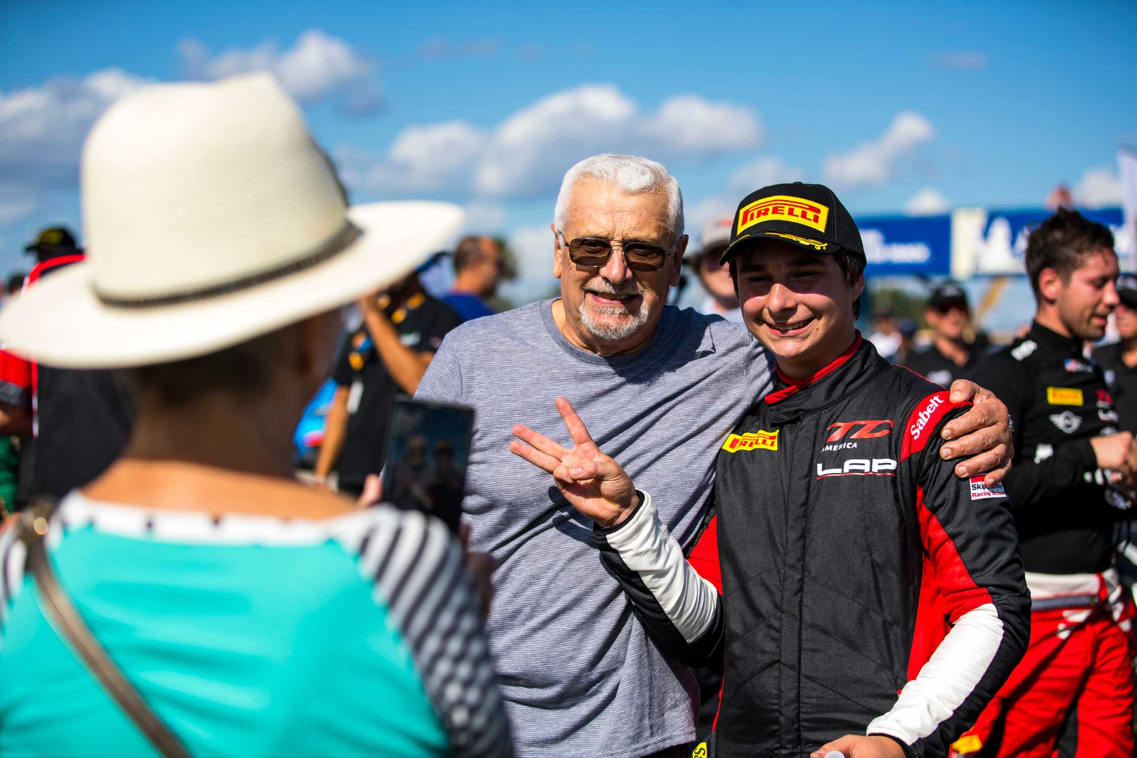 MINI MOTORSPORTS HERITAGE SHOWS UNDERDOG SPIRIT AND DOMINANCE OVER BUSY ...