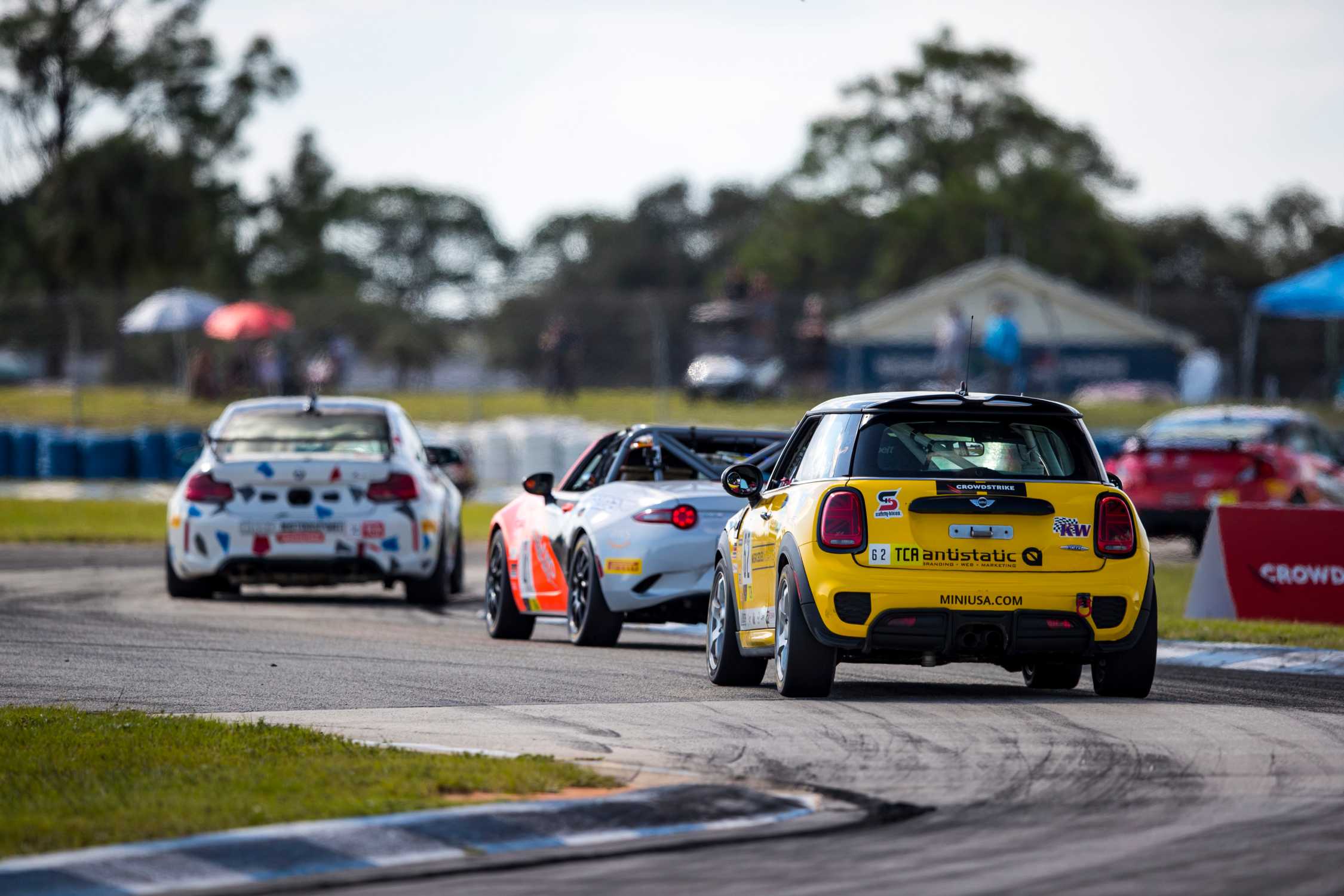 MINI MOTORSPORTS HERITAGE SHOWS UNDERDOG SPIRIT AND DOMINANCE OVER BUSY ...