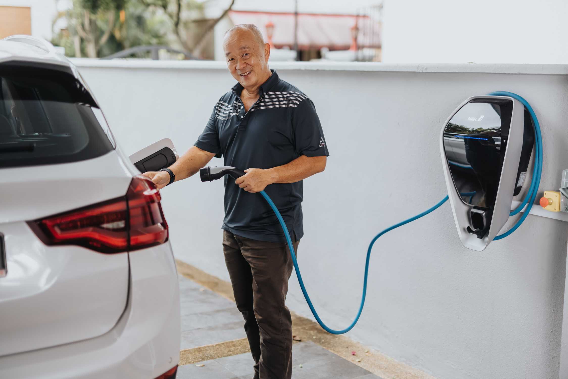 BMW iX3 in Singapore – Mr Christopher Quek (10/2021)