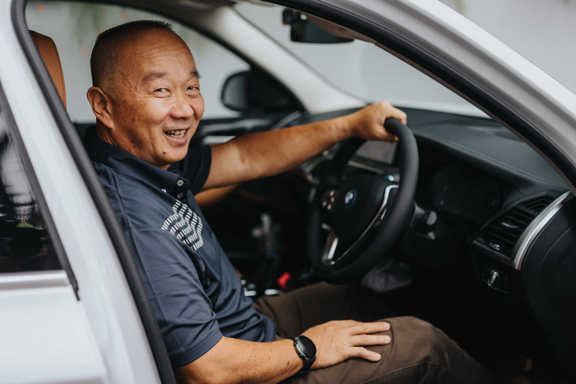 BMW iX3 in Singapore – Mr Christopher Quek (10/2021)