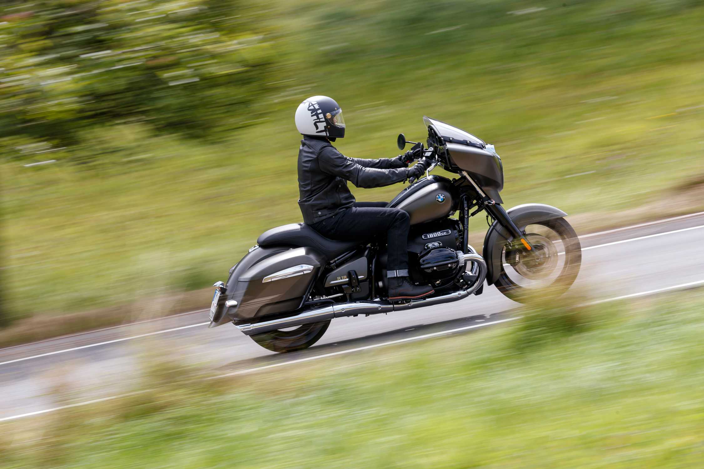 BMW R 18 B. Manhattan metallic matt. (09/2021)