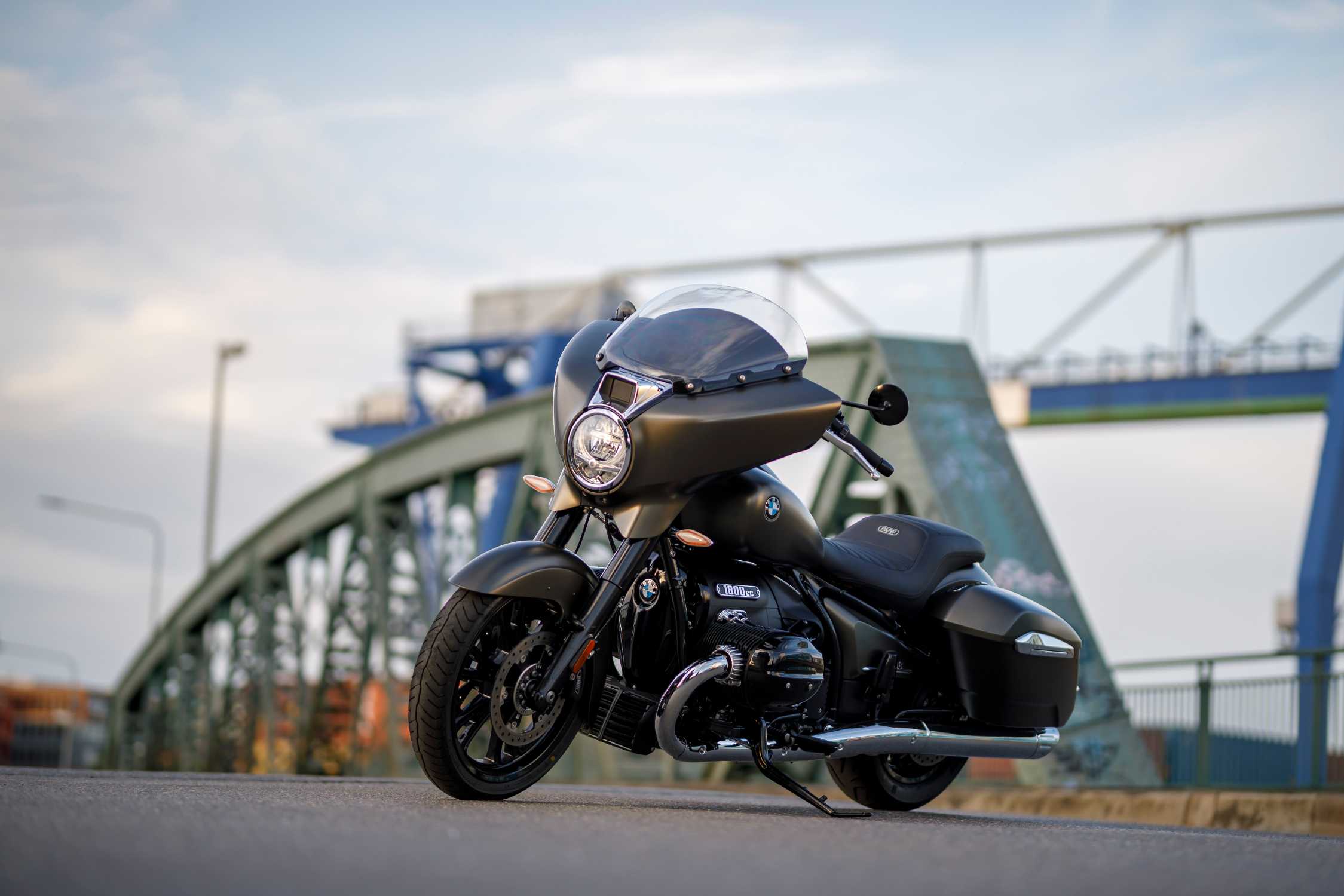 BMW R 18 B. Manhattan metallic matt. (09/2021)