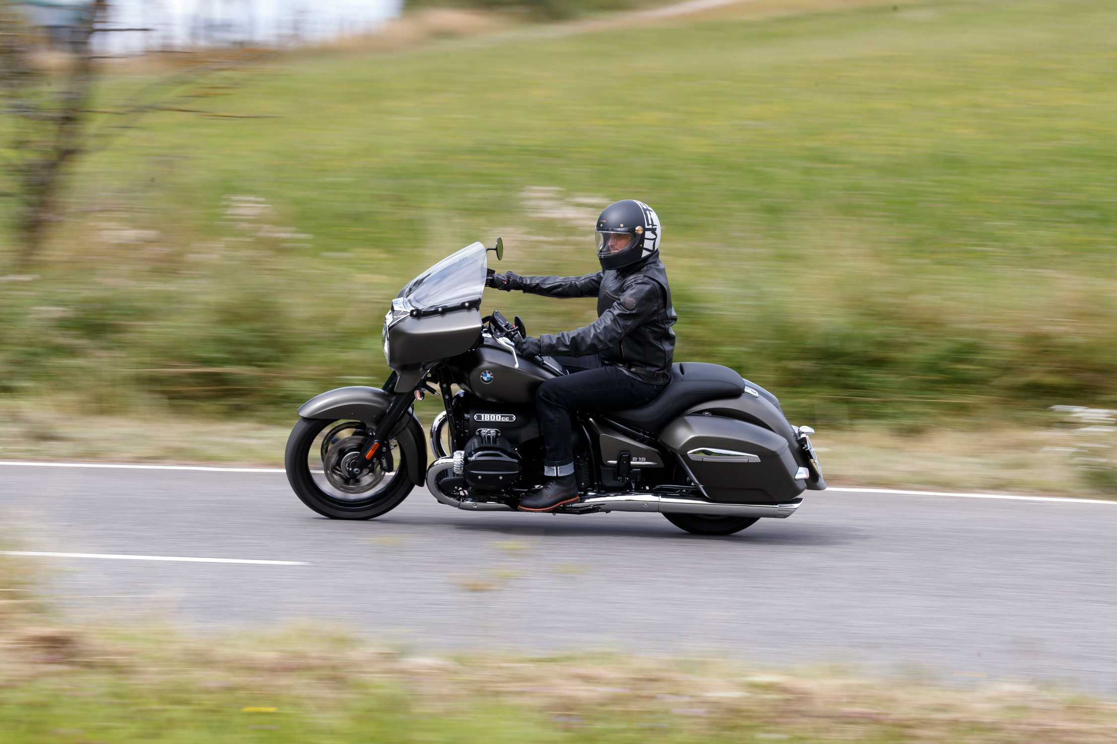 BMW R 18 B. Manhattan metallic matt. (09/2021)