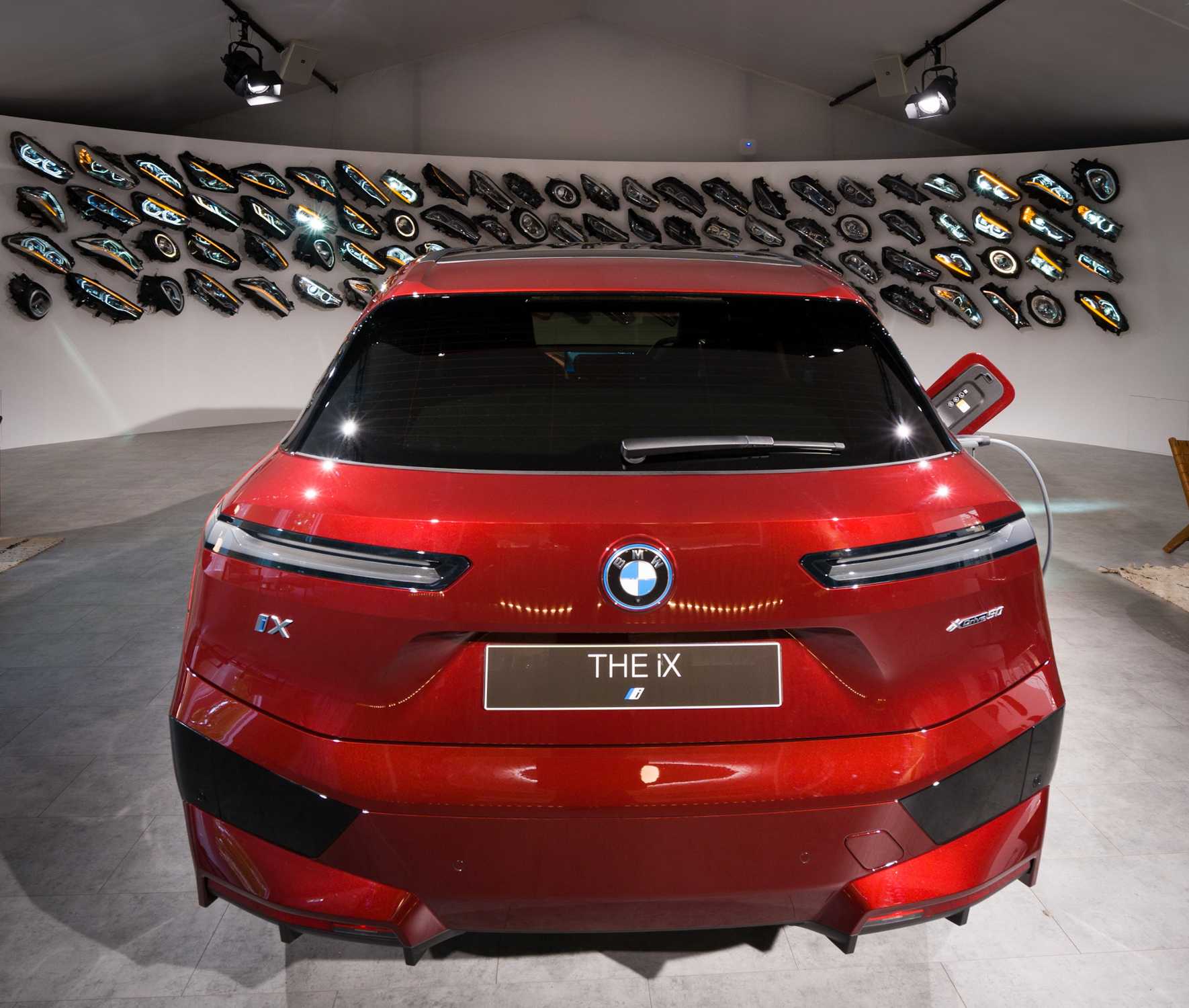 Madeline Hollander, „Sunrise/Sunset“ für BMW Open Work by Frieze 2021 ...