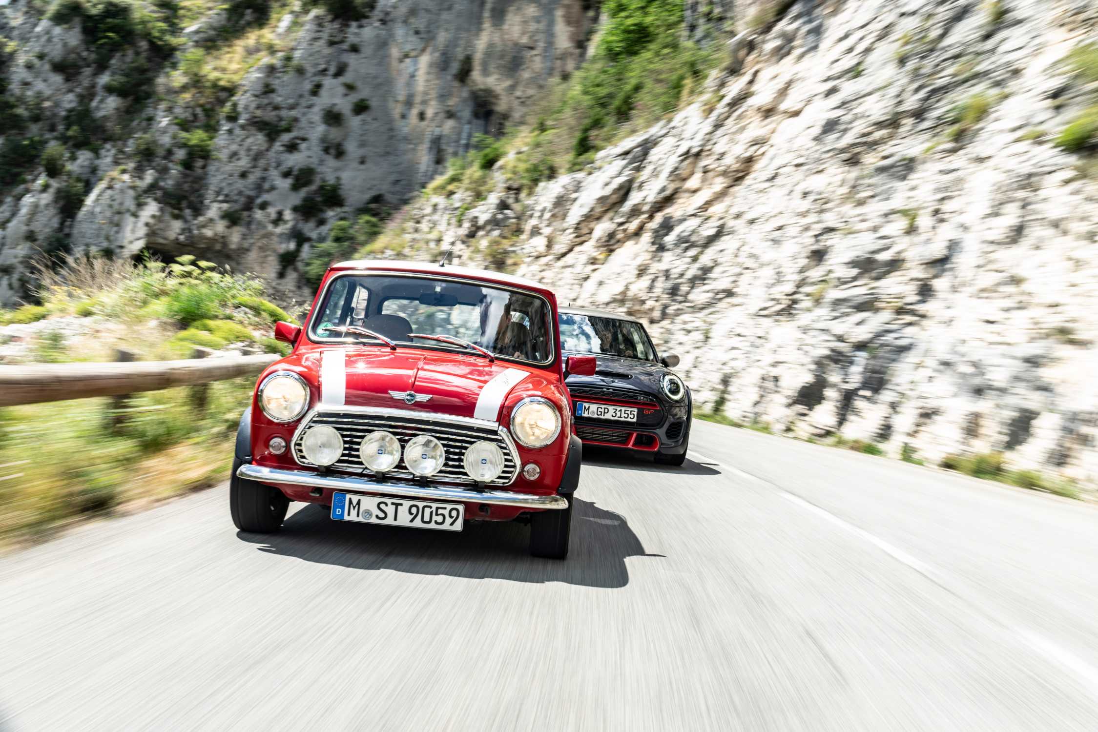 Classic Mini mit MINI John Cooper Works GP. (11/2021)