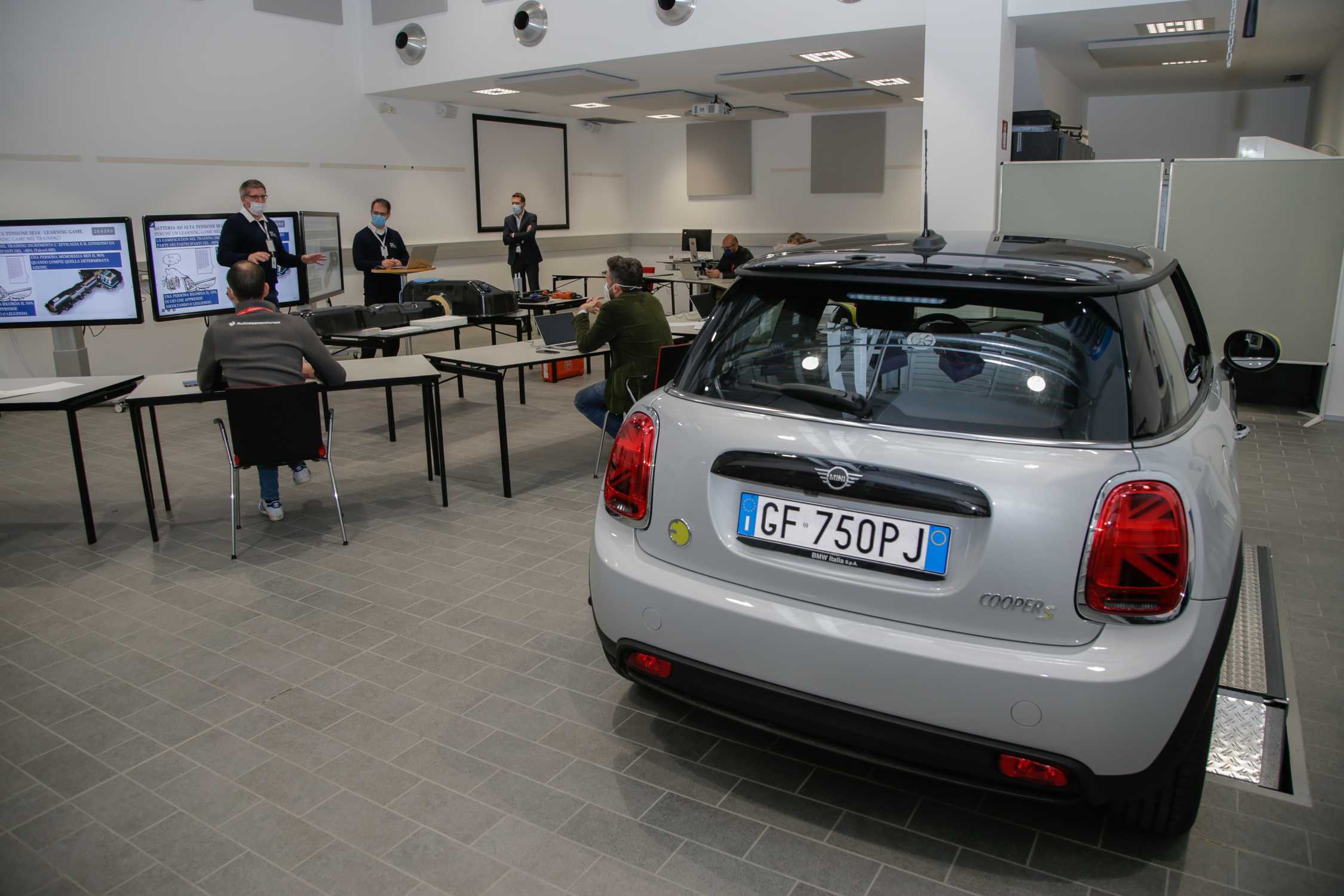 BMW Group Technology Innovation Experience 2021 (10/2021)