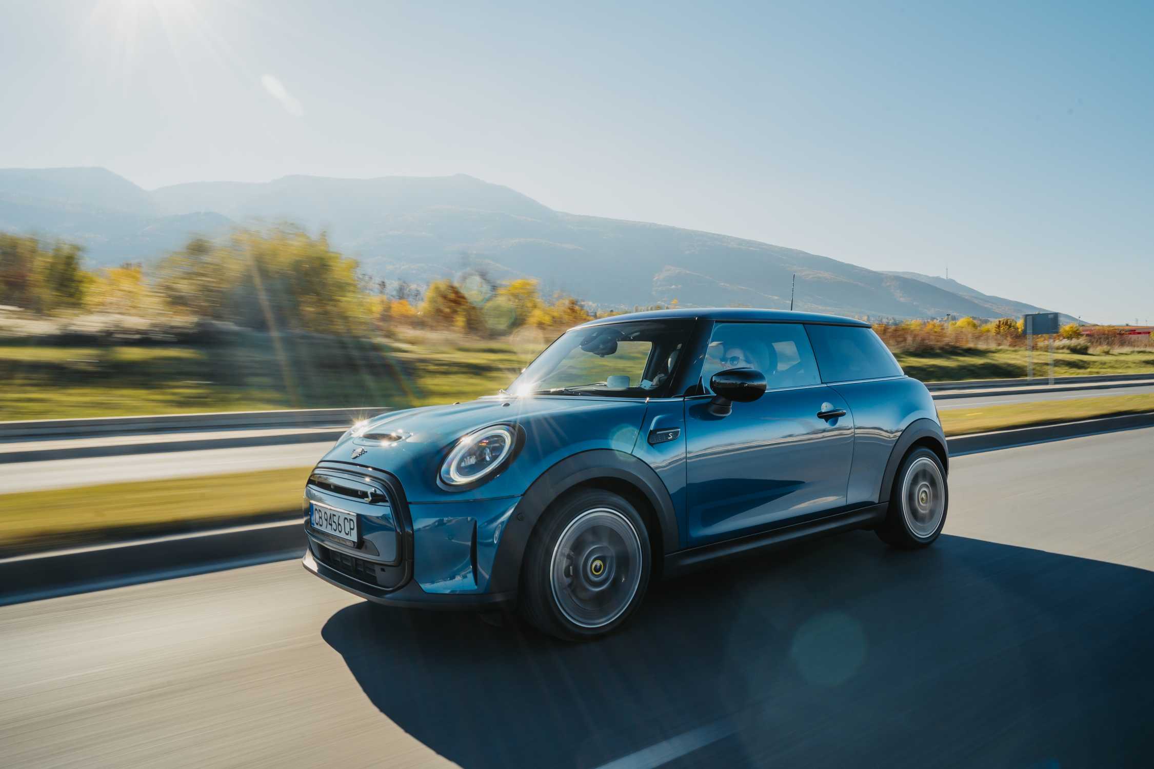 MINI Cooper SE, On location photos Sofia Bulgaria (11/2021)