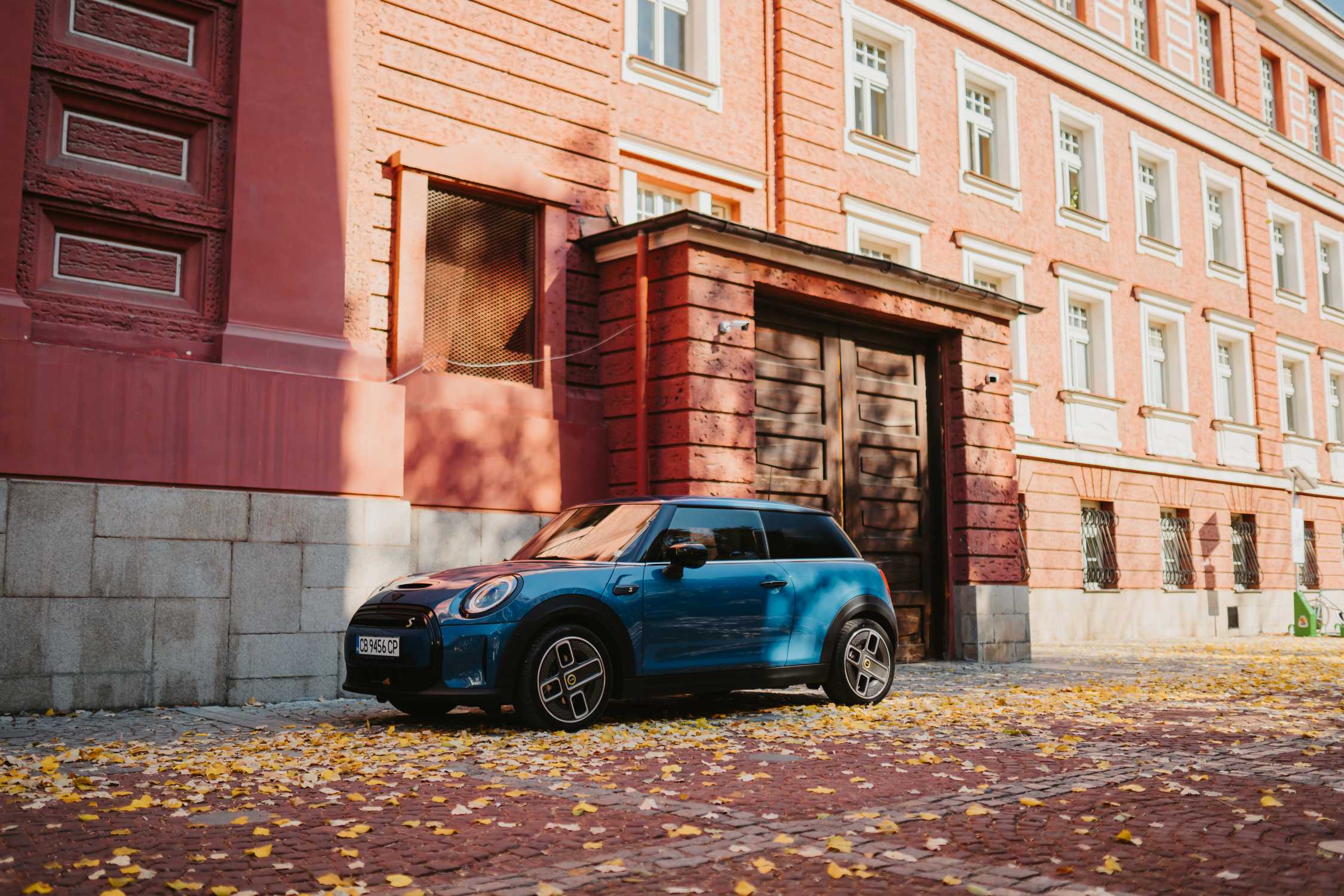 MINI Cooper SE, On location photos Sofia Bulgaria (11/2021)