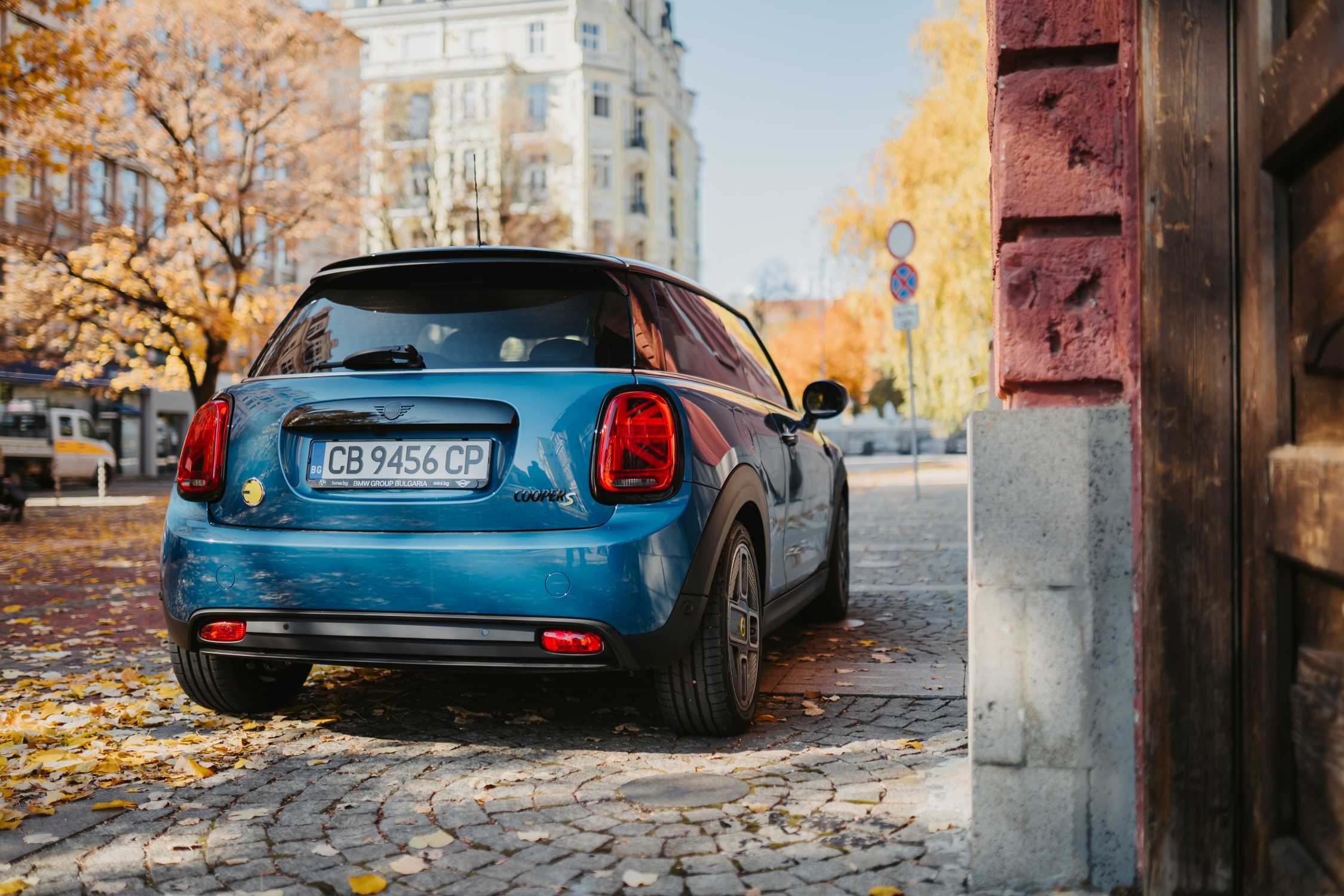 MINI Cooper SE, On location photos Sofia Bulgaria (11/2021)