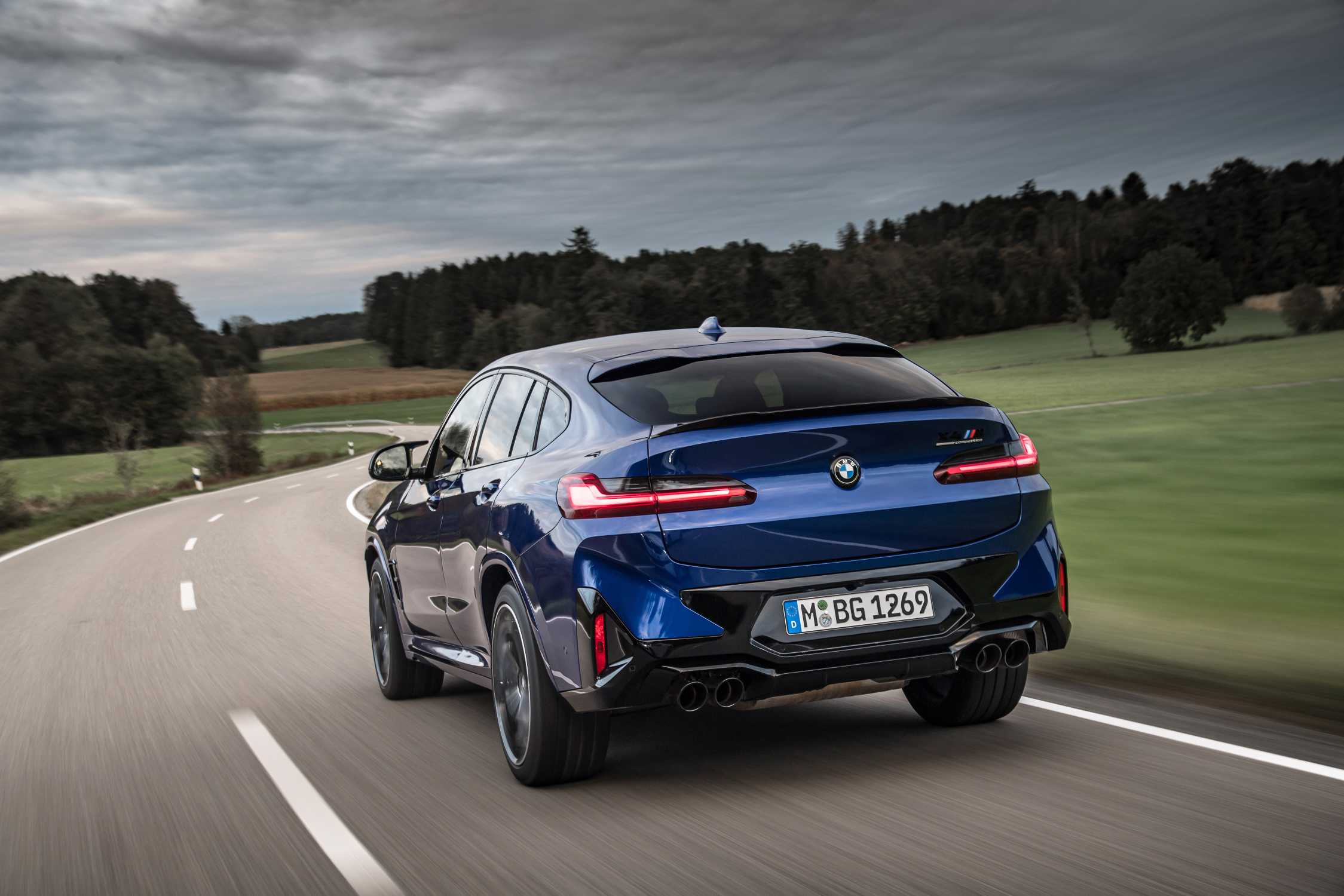 BMW X4M Marina Bay Blue metallic (11/2021).