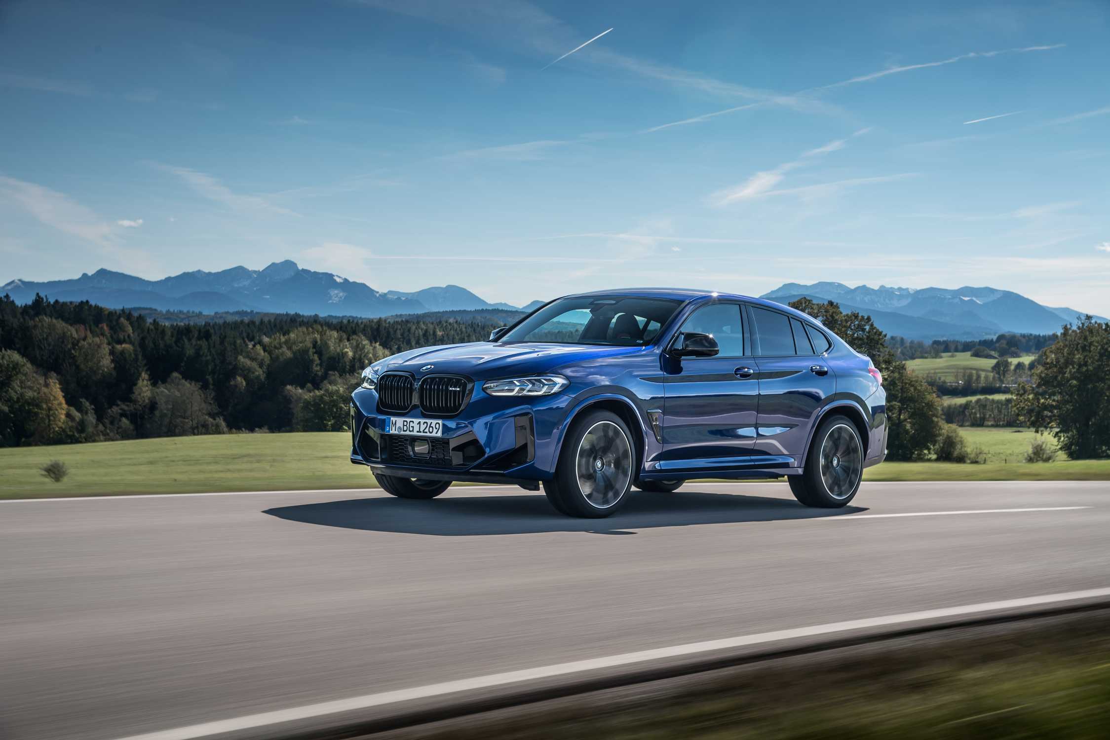 BMW X4M Marina Bay Blue metallic (11/2021).